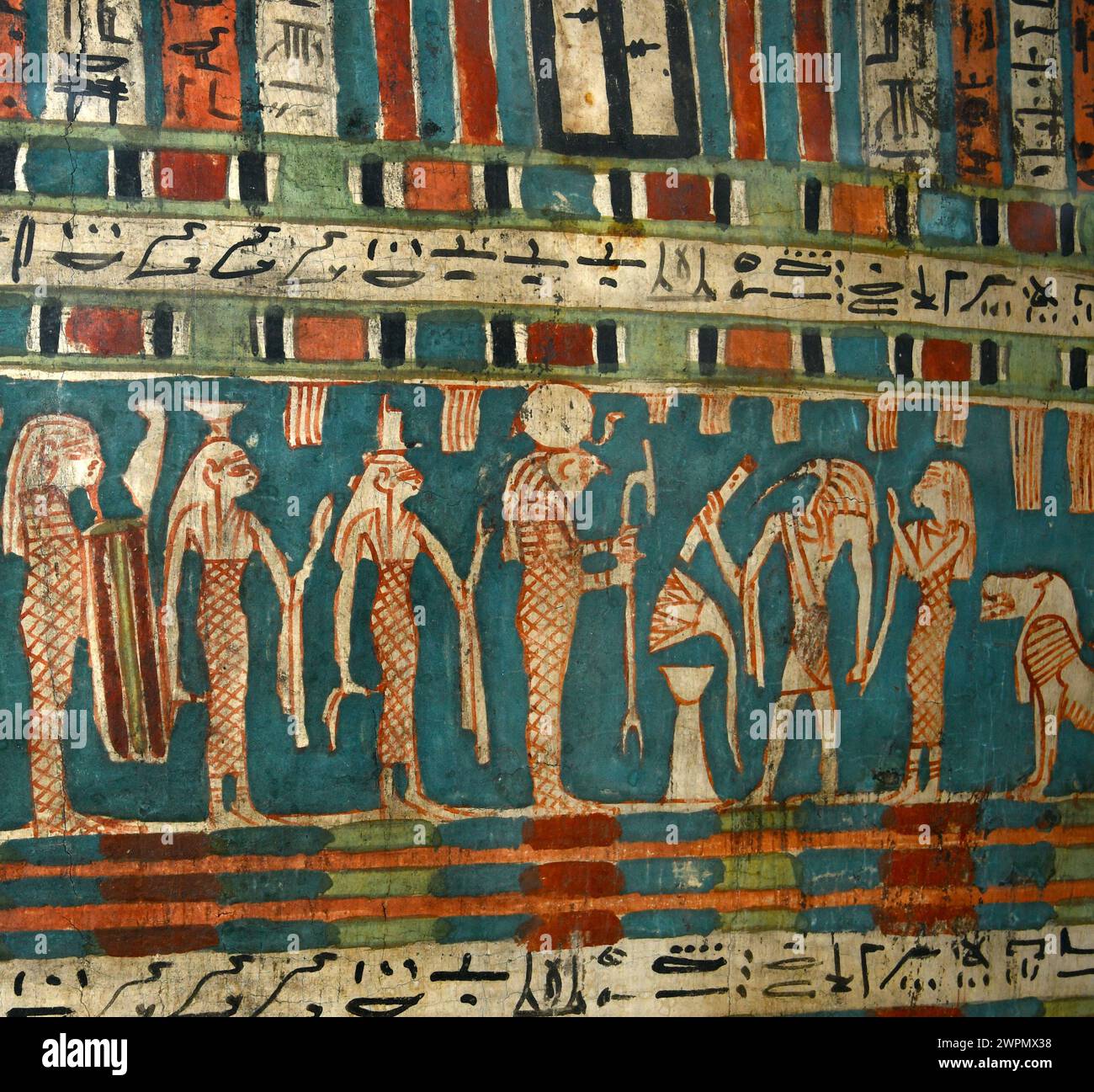 Detail ancient egyptian mummy hi-res stock photography and images - Alamy