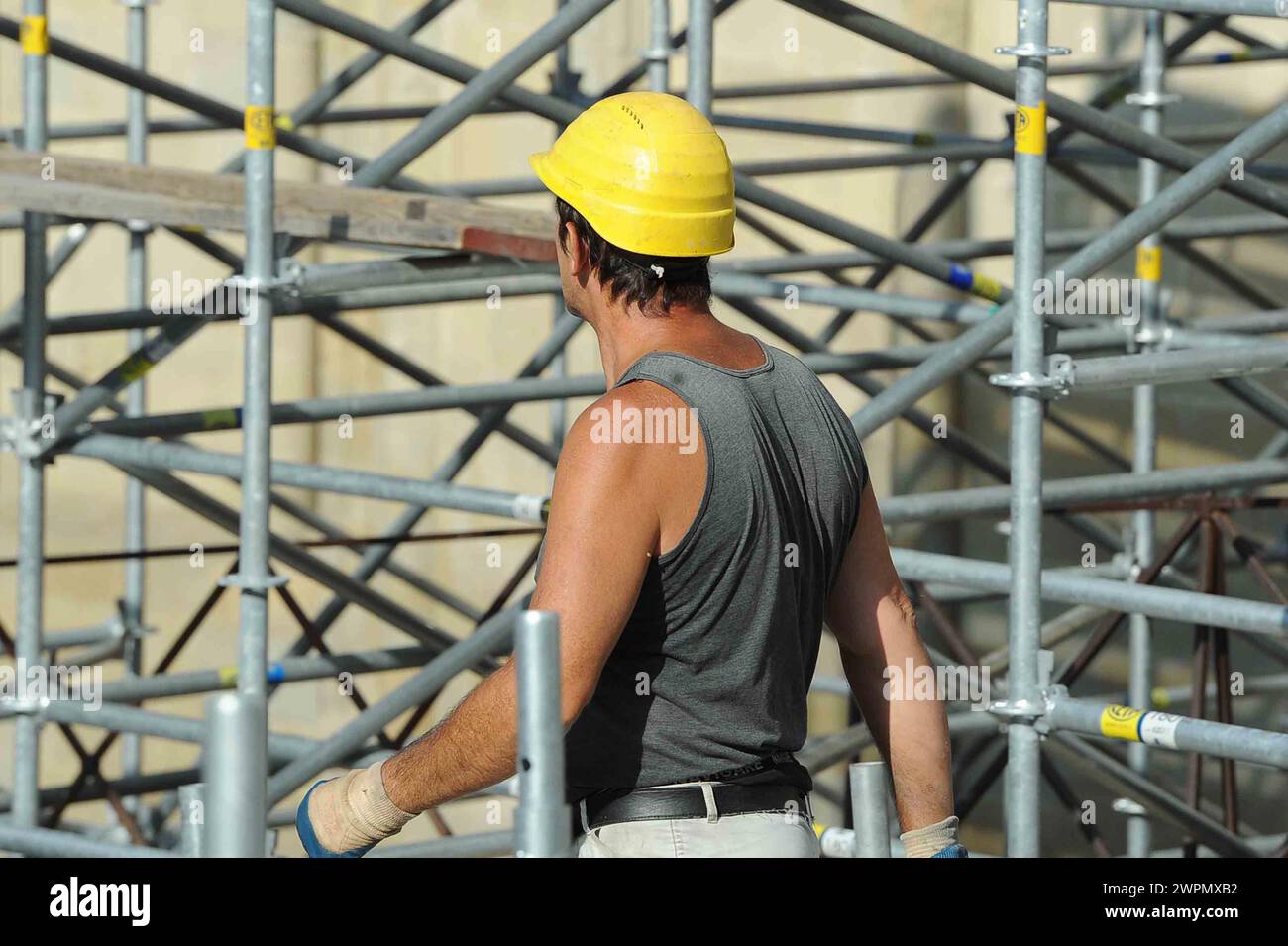 Edilizia cantieri hi-res stock photography and images - Alamy