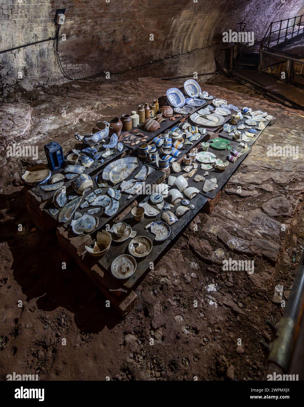 Liverpool underground tunnels hi-res stock photography and images - Alamy