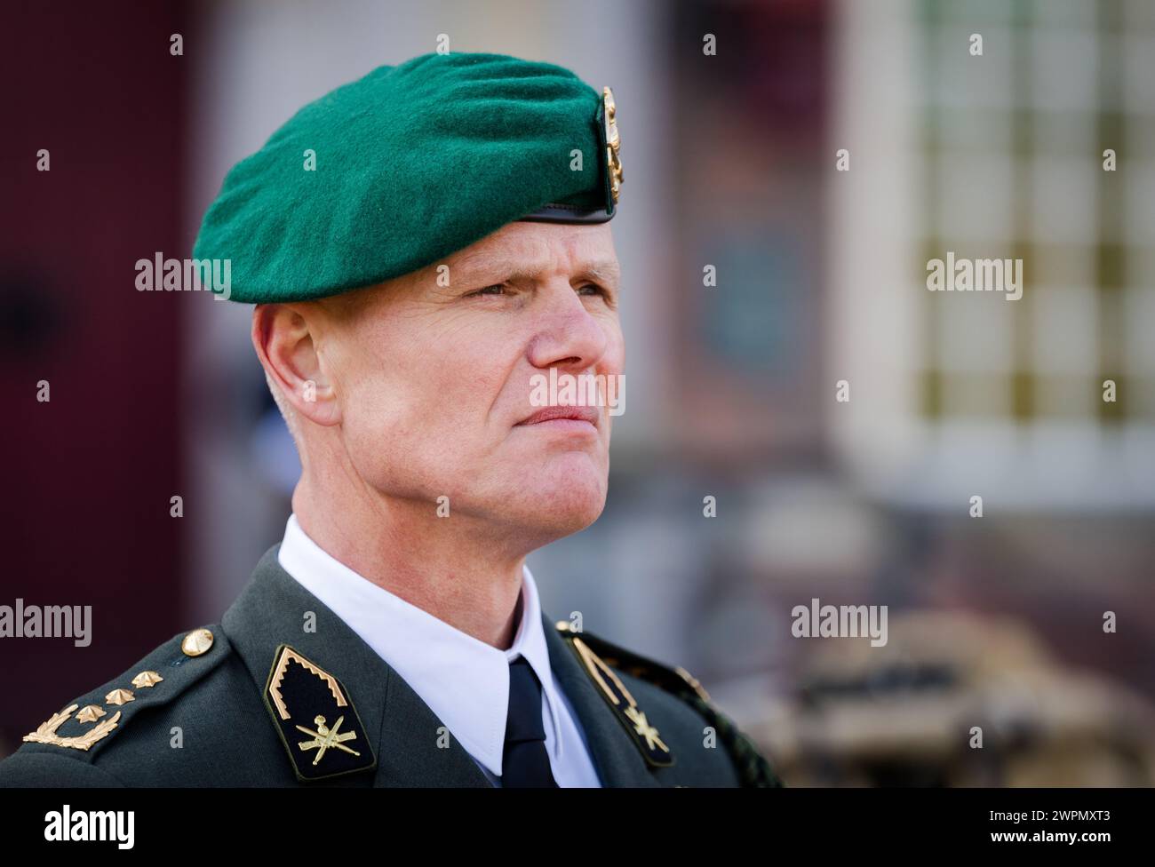 Major lieutenant cap hi-res stock photography and images - Alamy