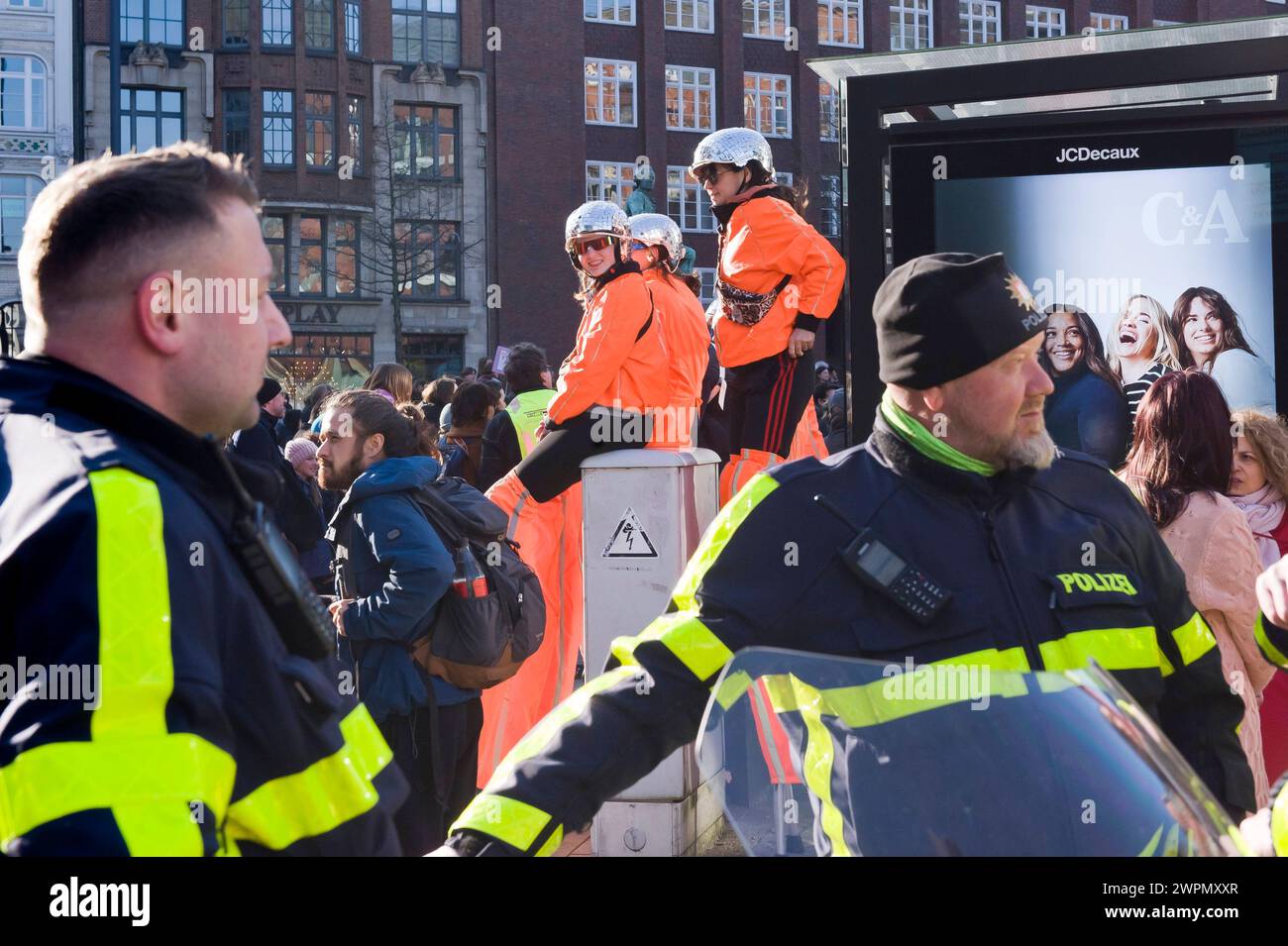 Gleichberechtigung frauenrechte hi-res stock photography and images - Alamy