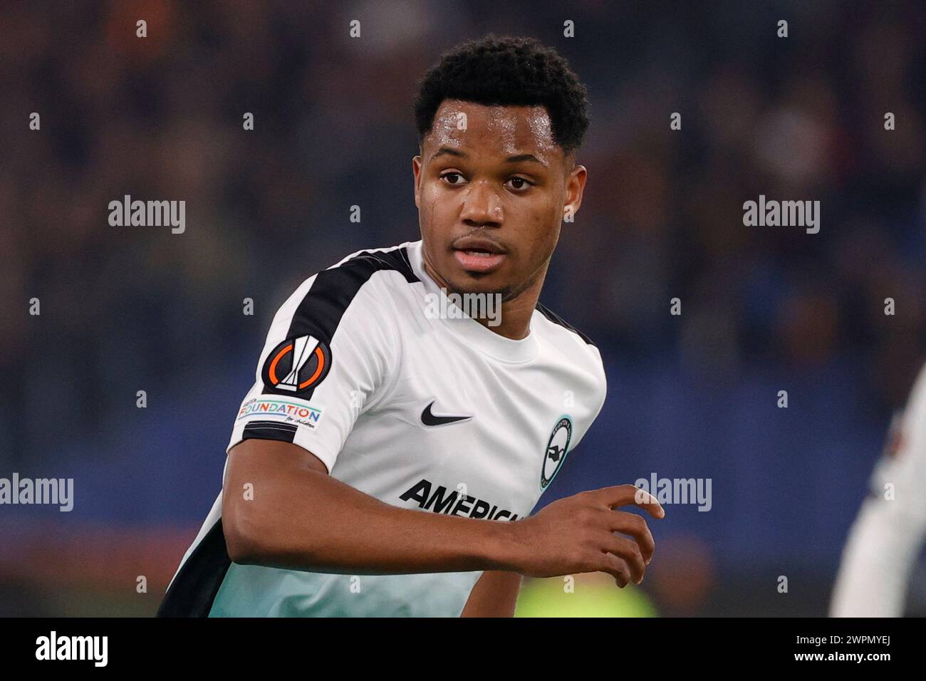 Ansu fati de brighton hi-res stock photography and images - Alamy