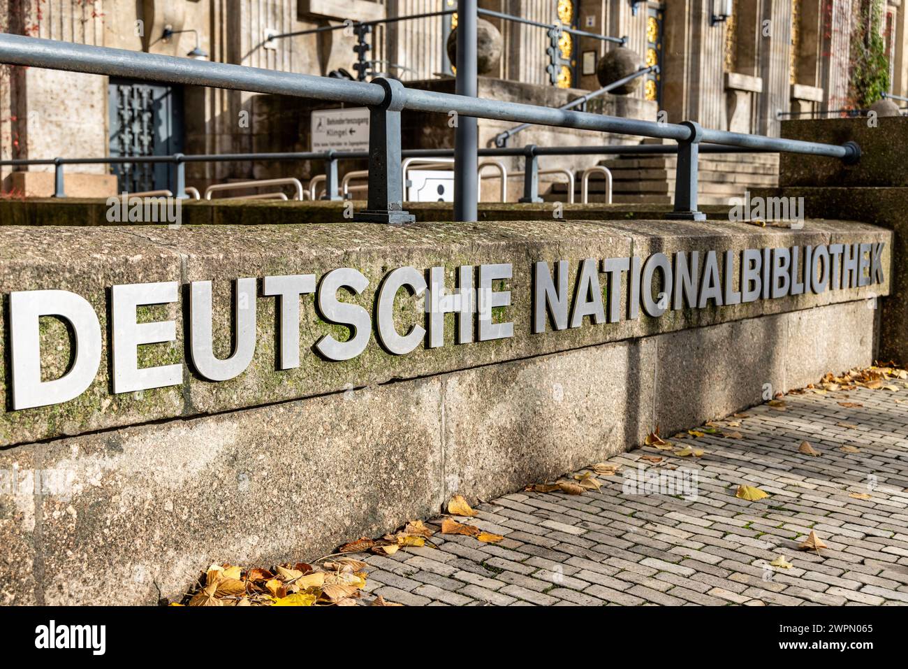Fluss durch leipzig hi-res stock photography and images - Alamy