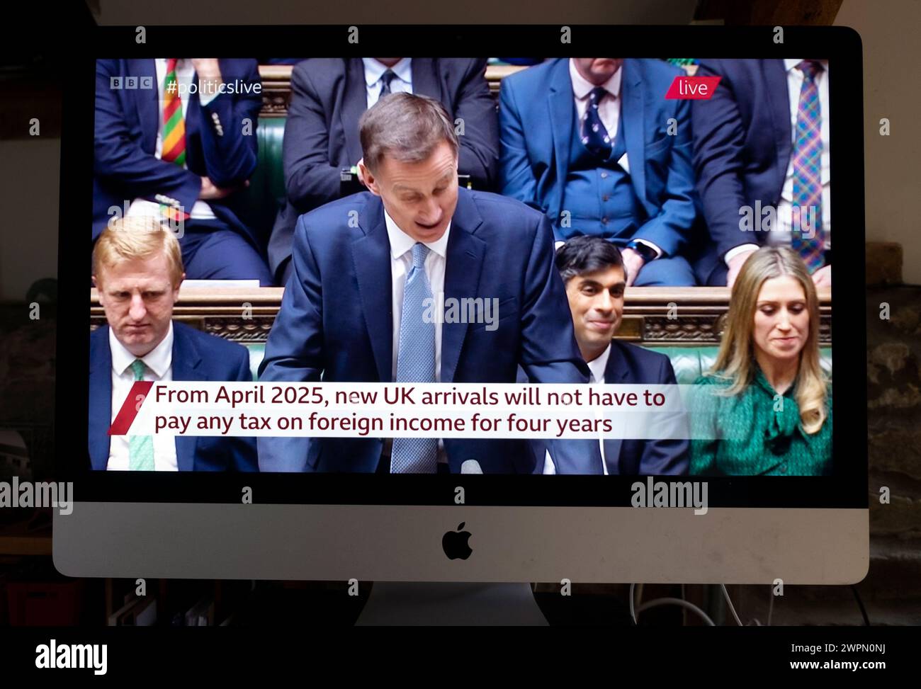 Jeremy hunt budget hi-res stock photography and images - Alamy