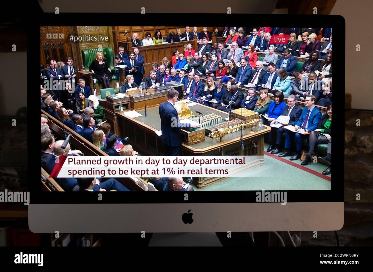 Jeremy Hunt Tory Conservative Chancellor of the Exchequer delivers ...