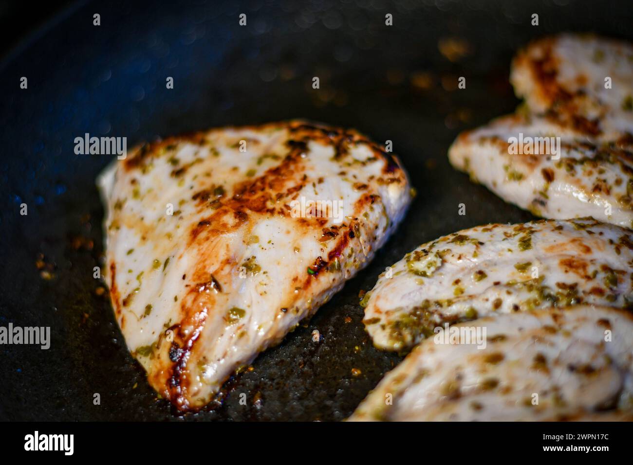 Using leftover food hi-res stock photography and images - Alamy