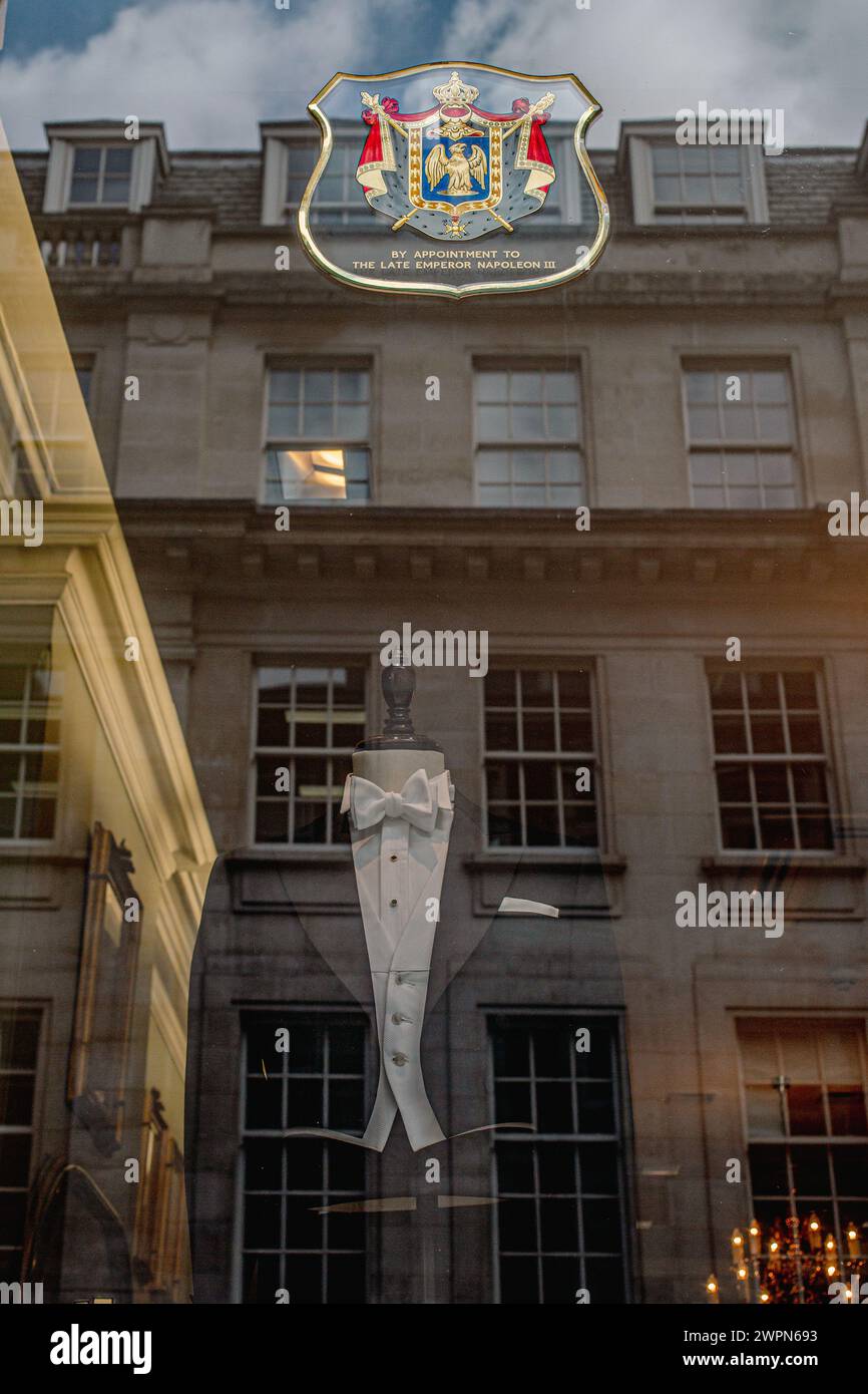 Henry Poole & Co Bespokes Tailors at Savile Row still holds many royal ...