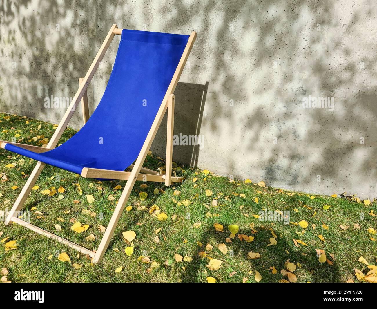Fallen chair hi-res stock photography and images - Alamy