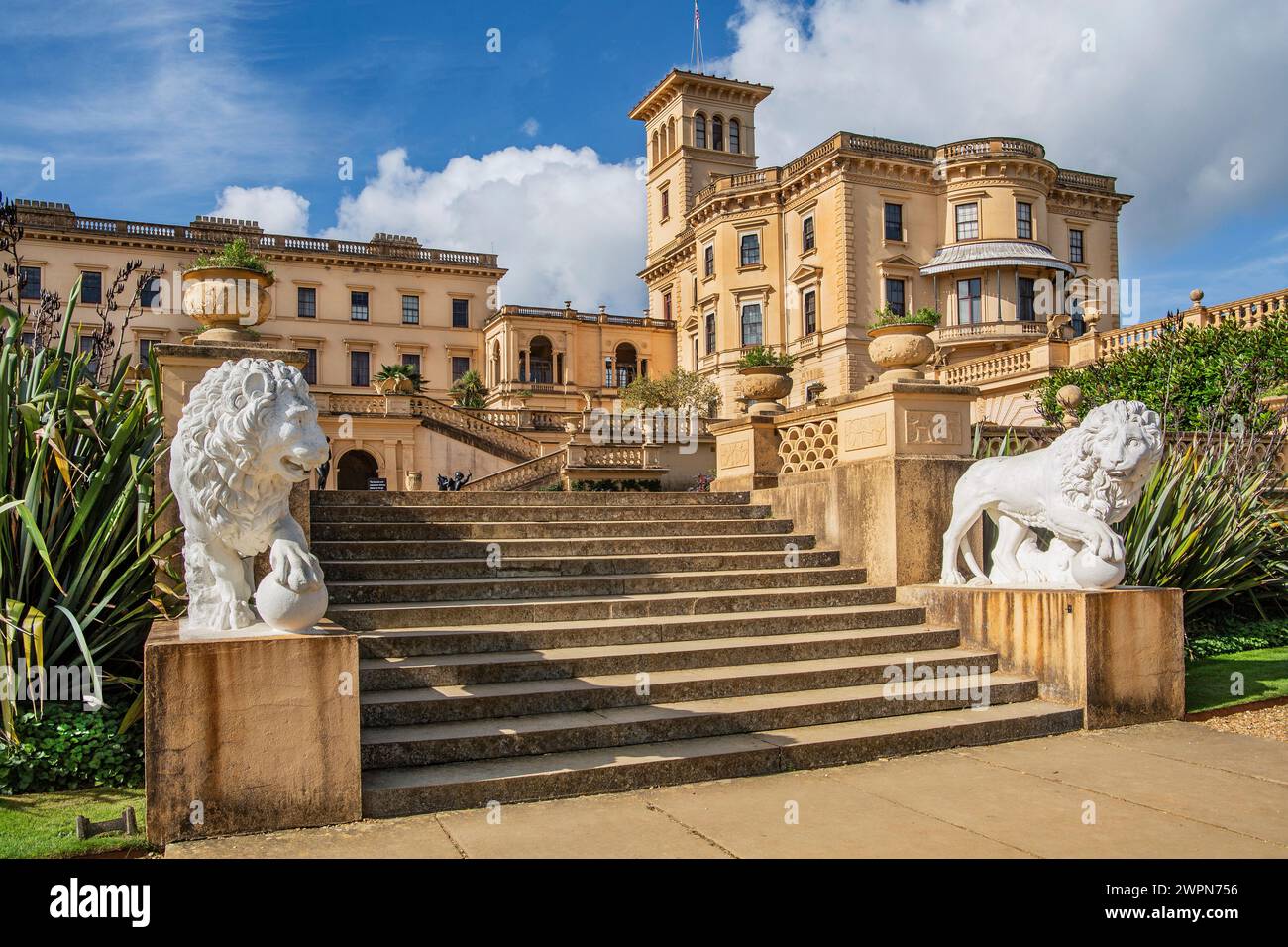 Great staircase hi-res stock photography and images - Alamy