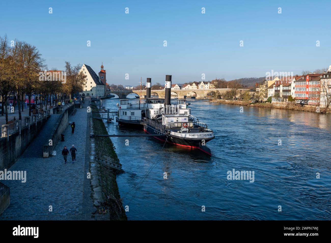 Old historic boat hi-res stock photography and images - Alamy