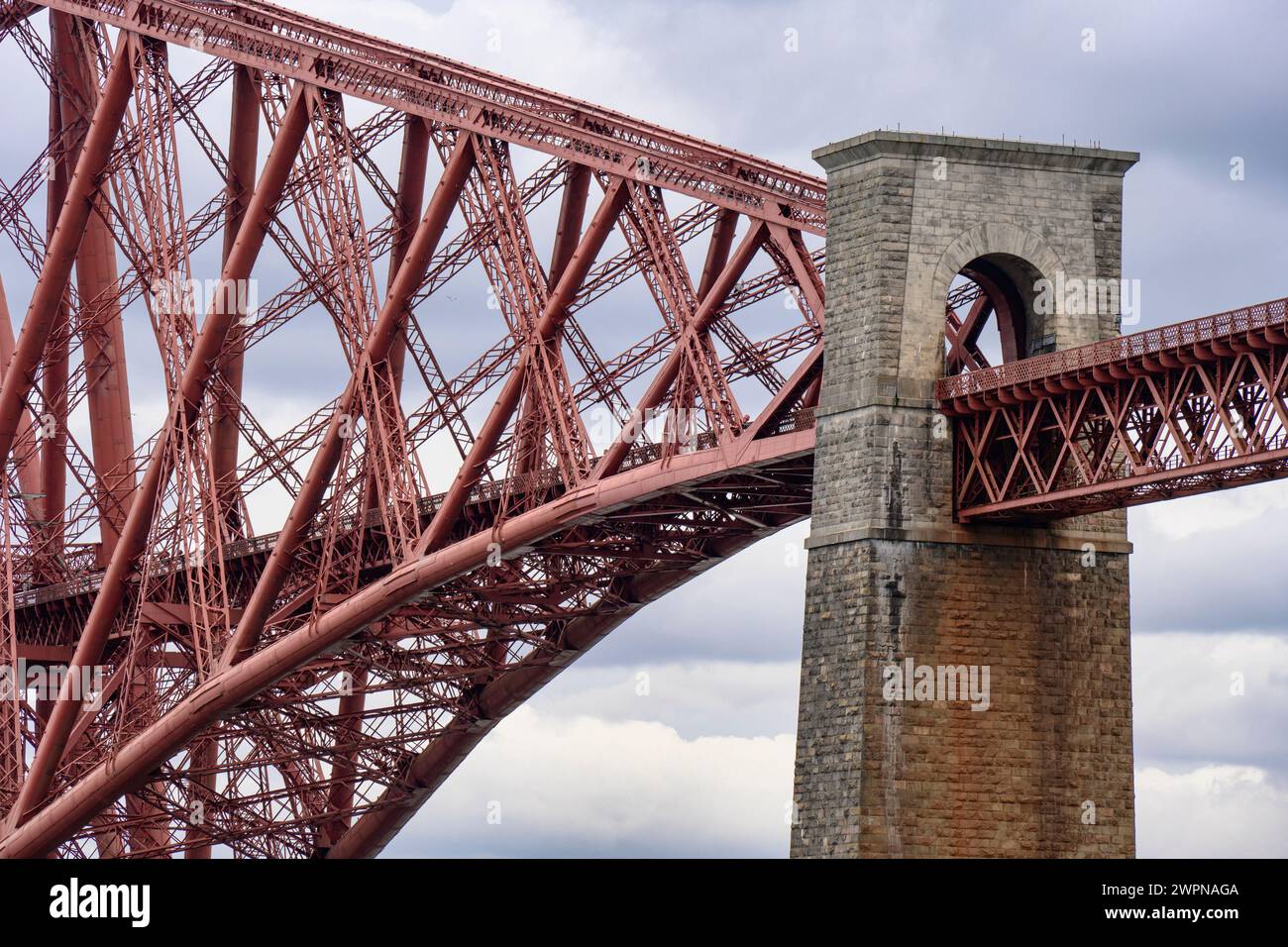 United Kingdom, Scotland, Edinburgh, architecture, Forth Bridge ...