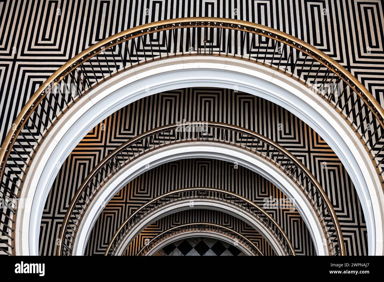 Stairway atrium hi-res stock photography and images - Alamy