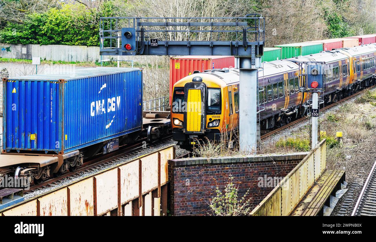 Goods train carrying freight containers hi-res stock photography and images - Alamy