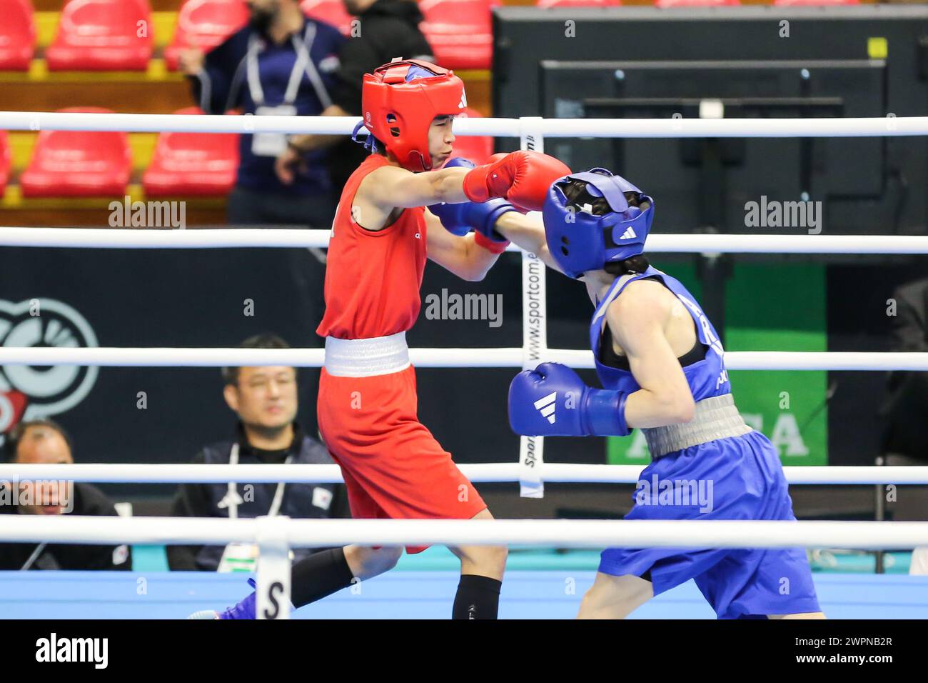 Joohyung you hi-res stock photography and images - Alamy