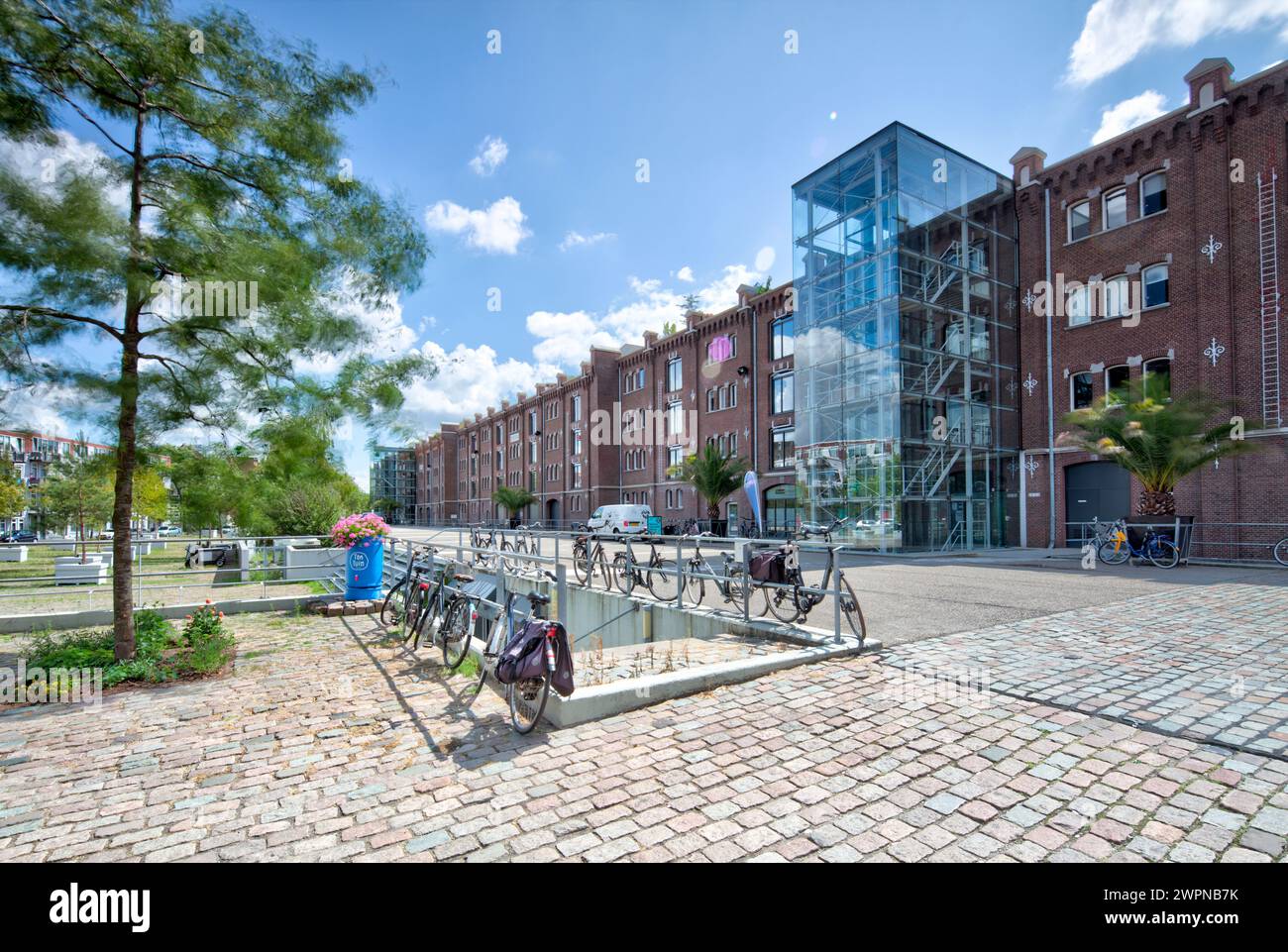 ENTREPOTGEBOUW, De Vijf Werelddele, 'Entrepot Hafen, Kop van zuid ...
