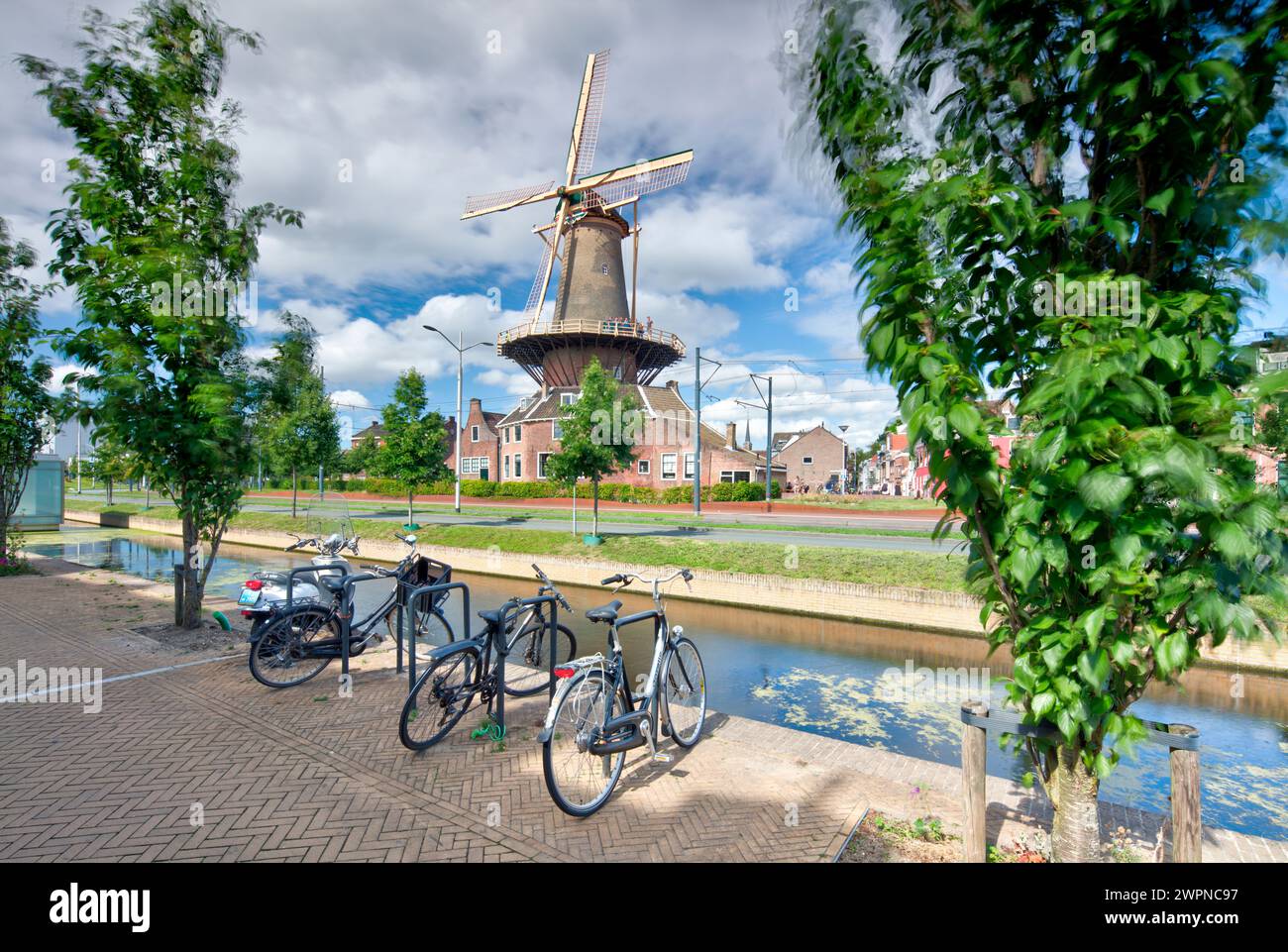 Rose windmill, Molen de Roos, windmill, canal, architecture, site view ...