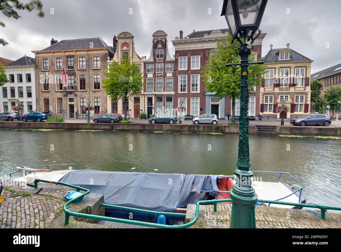 house facade, architecture, Rapenburg, canal, local view, Leiden, South ...