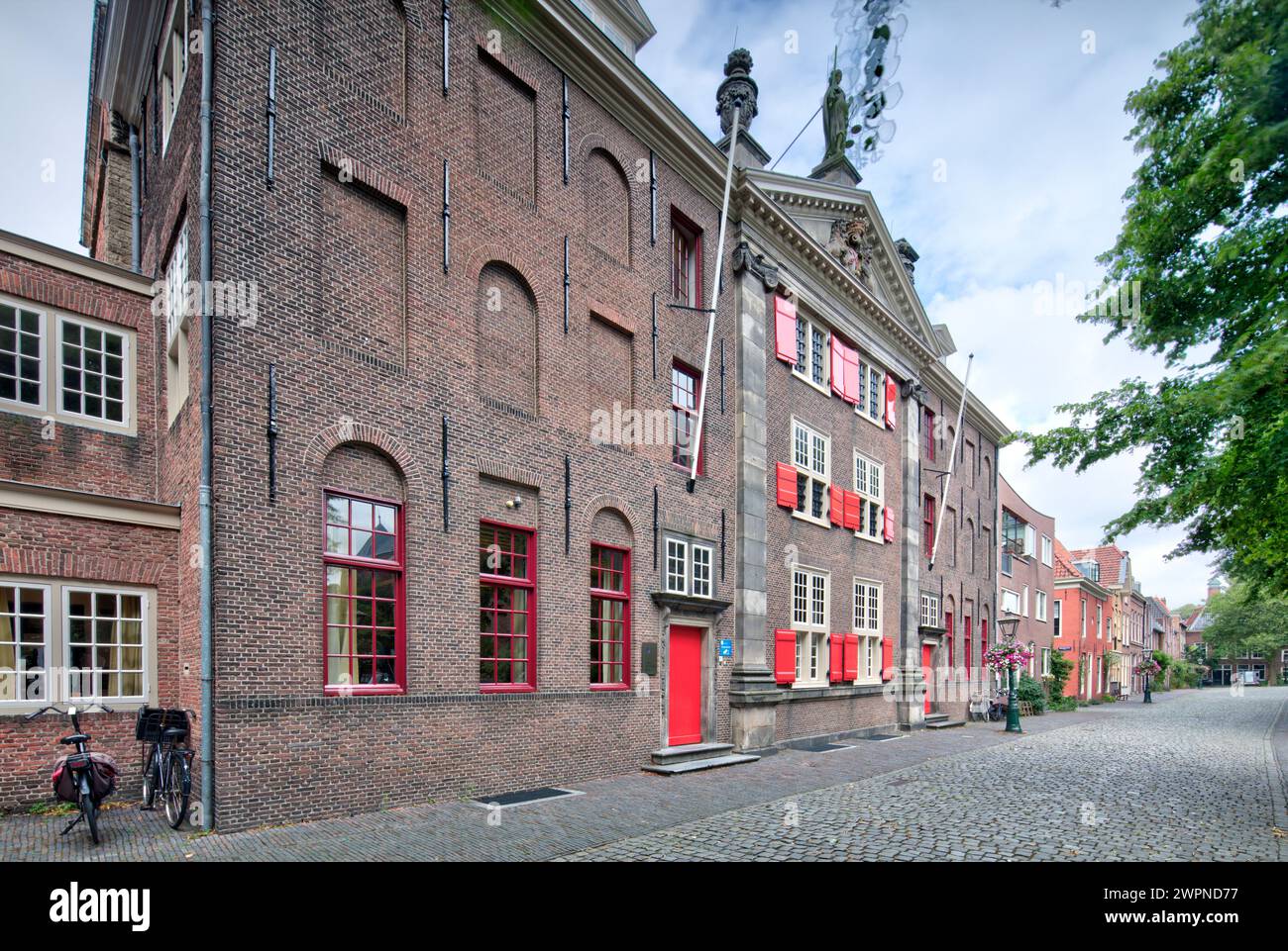 Pieterskerkhof, house facade, architecture, local view, Leiden, South ...
