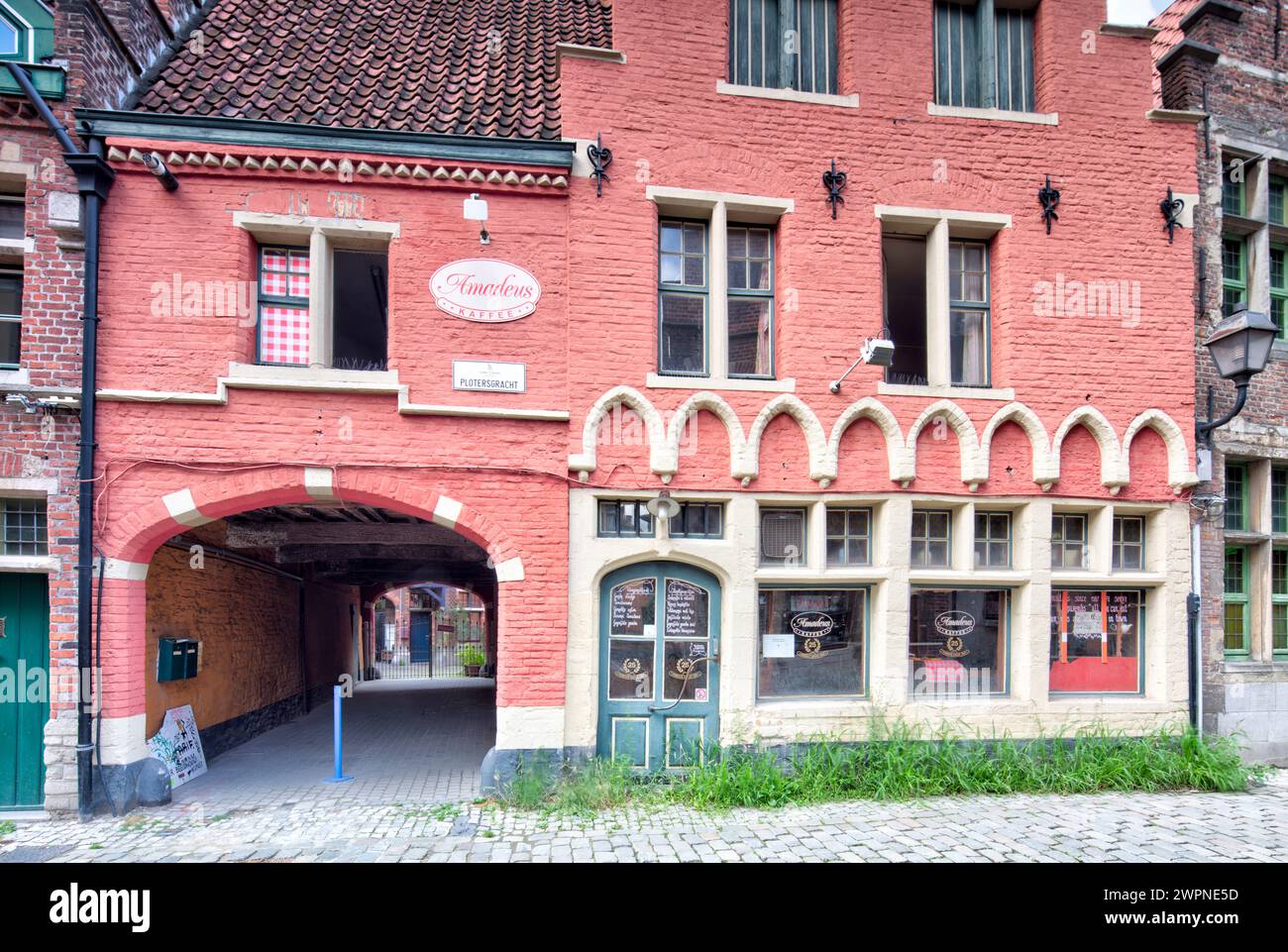 Amadeus, Restaurant, Patershol, house facade, architecture ...