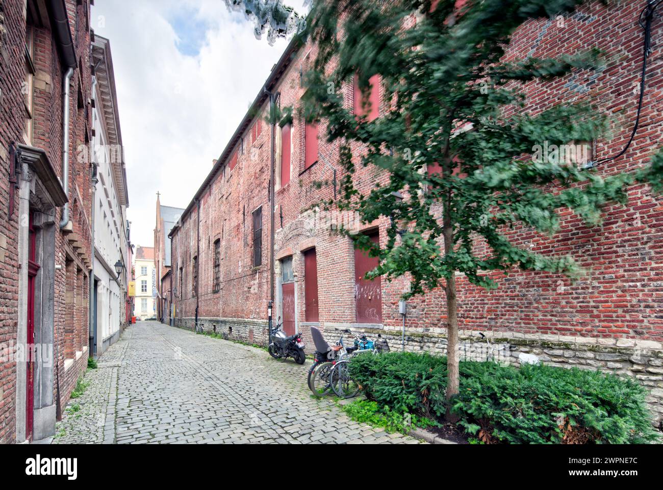 Kunsthal, art gallery, museum, Patershol, house facade, architecture ...