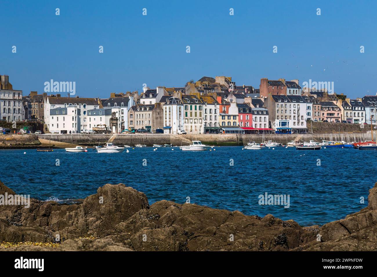 Douarnenez boats hi-res stock photography and images - Alamy