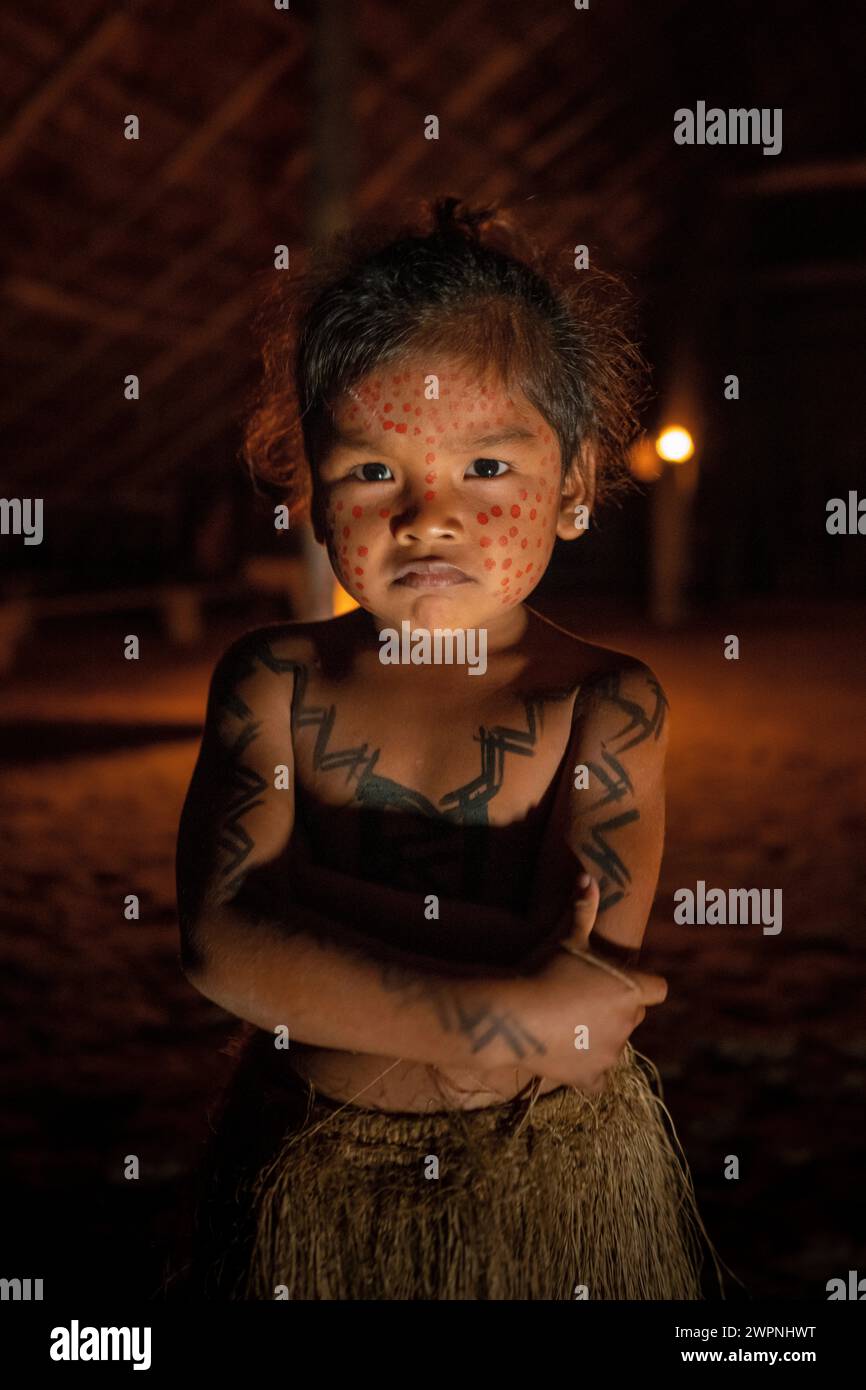 Indigenous peoples - Brazilian rainforest, Cruising the Amazon on a ...