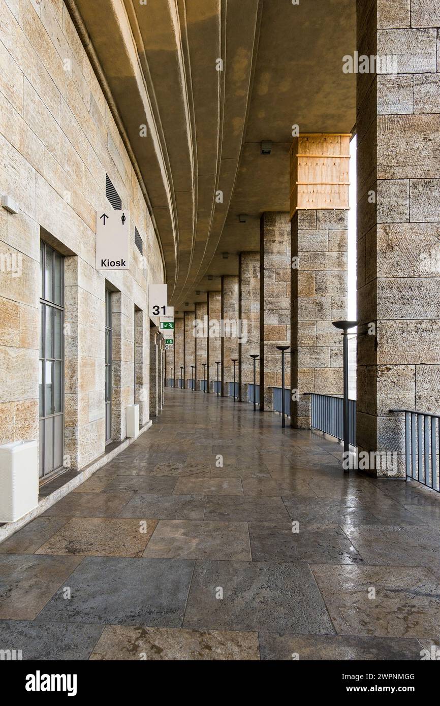 Olympic Stadium Berlin, outdoor area, colonnades, colonnades Stock ...