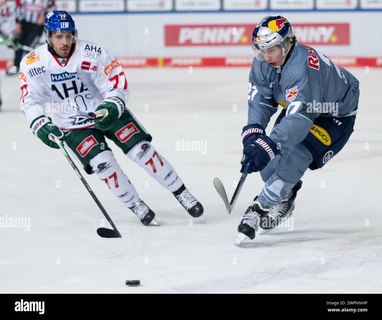 Luca tosto hi-res stock photography and images - Alamy