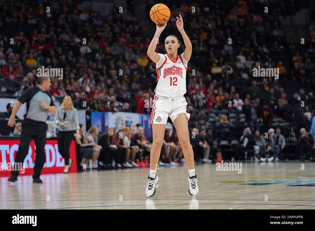 Ohio State guard Celeste Taylor (12) shoots during the second half of ...