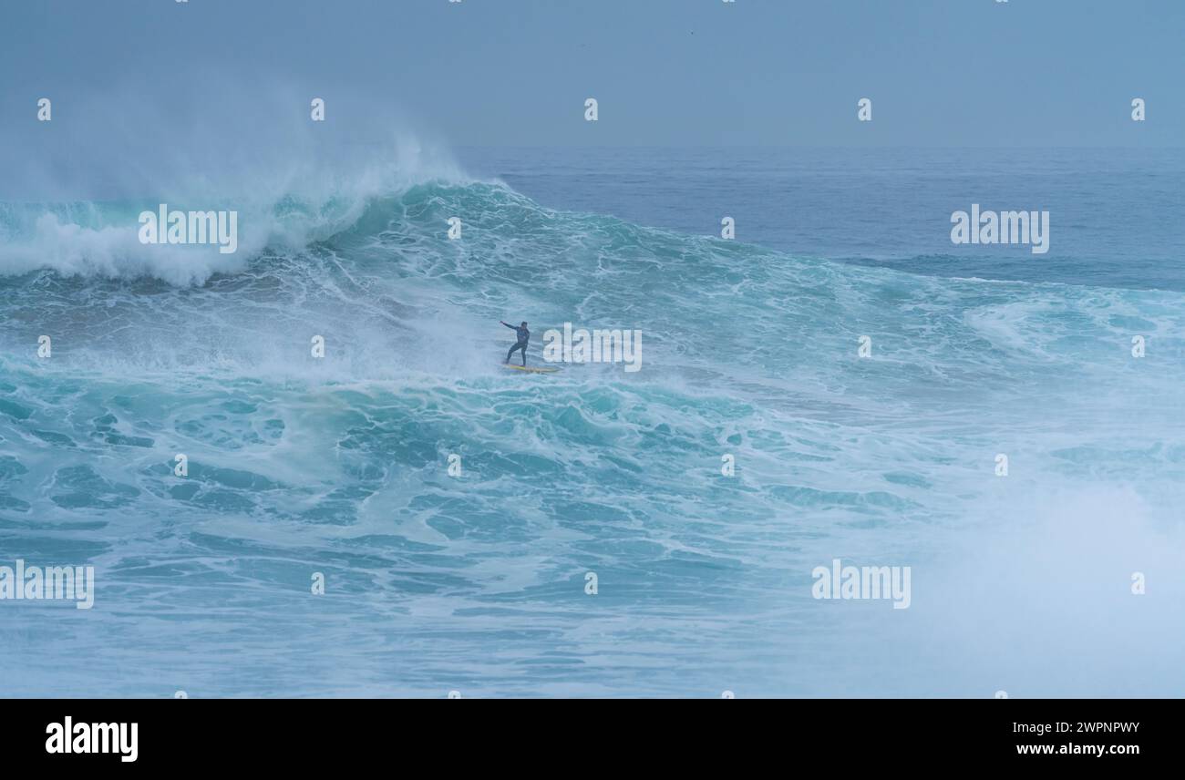"Giant Cow" surf competition. Storm surge with big waves. Santander ...