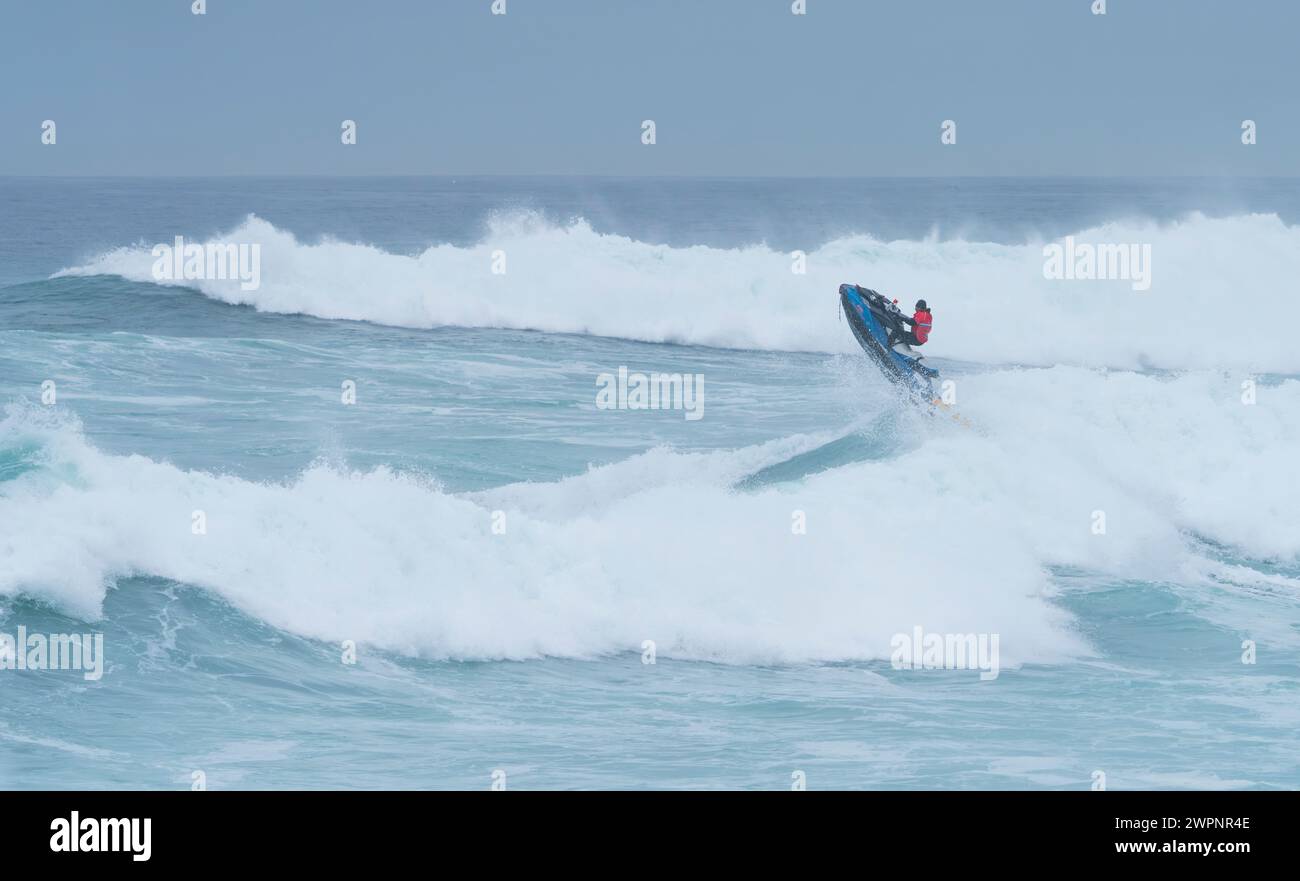 "Giant Cow" surf competition. Storm surge with big waves. Santander ...