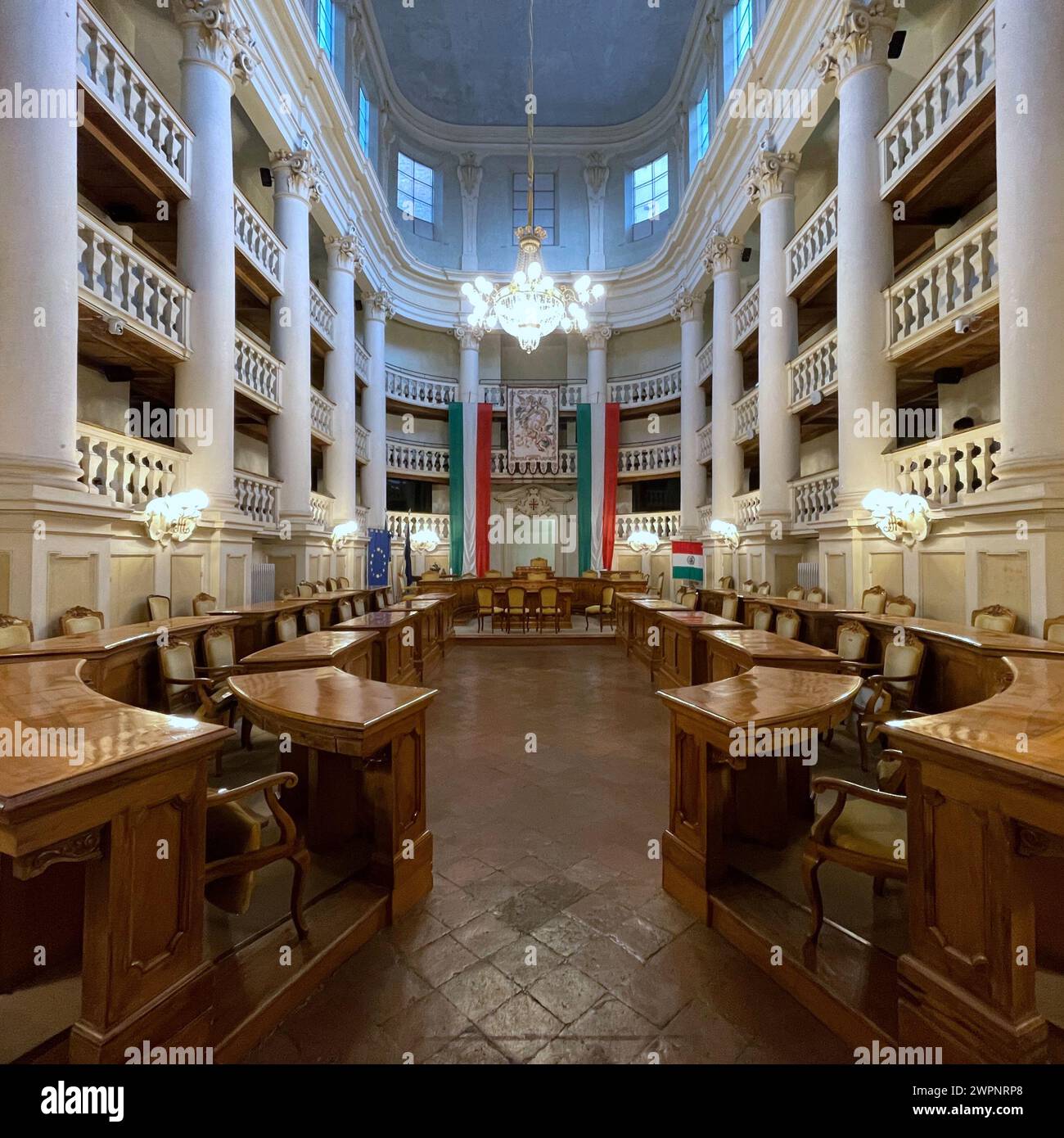 The Tricolor Room, the place where the Italian flag was born: the hall ...