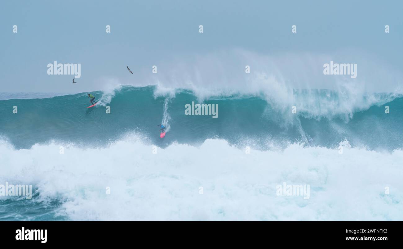 "Giant Cow" surf competition. Storm surge with big waves. Santander ...
