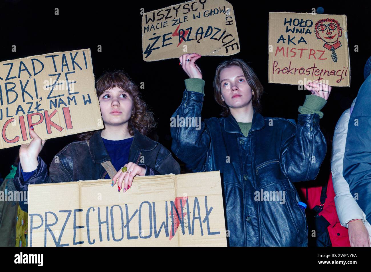 Protest in defense of the availability of emergency contraception in ...