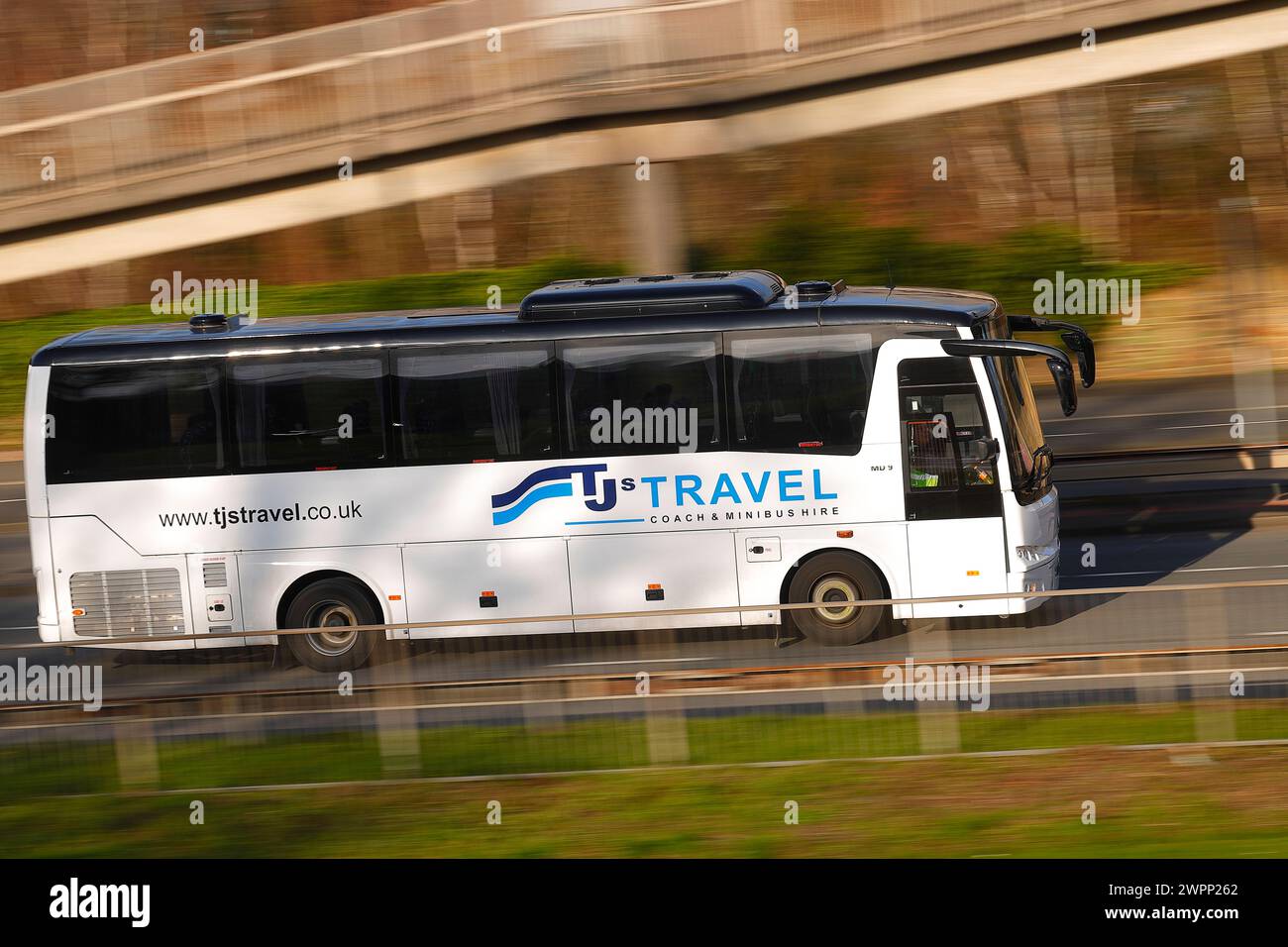 Tjs coaches hi-res stock photography and images - Alamy