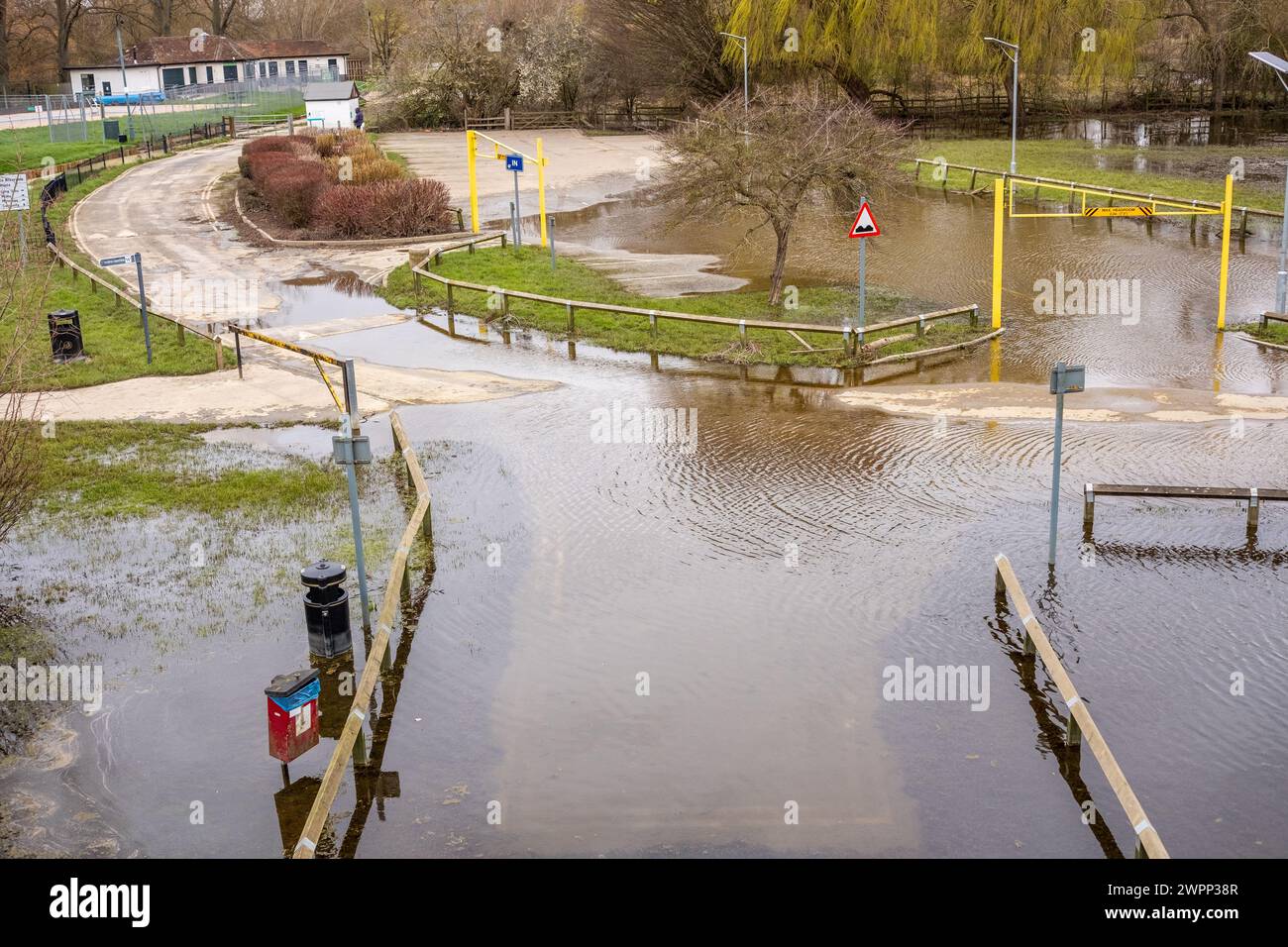 4th March 2024, Flooding in Wallingford, Oxfordshire - the River Thames ...