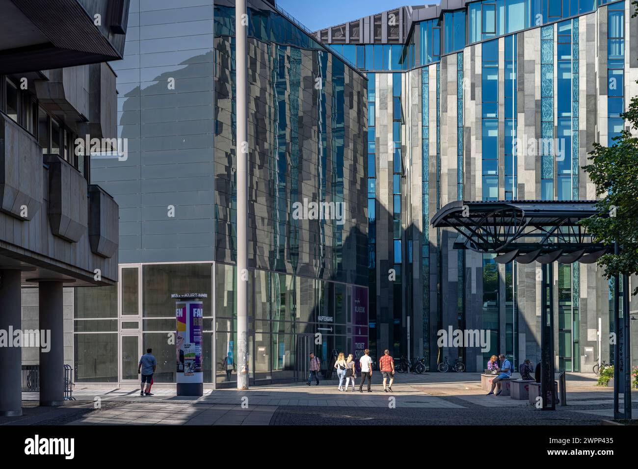 The modern augusteum of leipzig university on augustusplatz hi-res ...