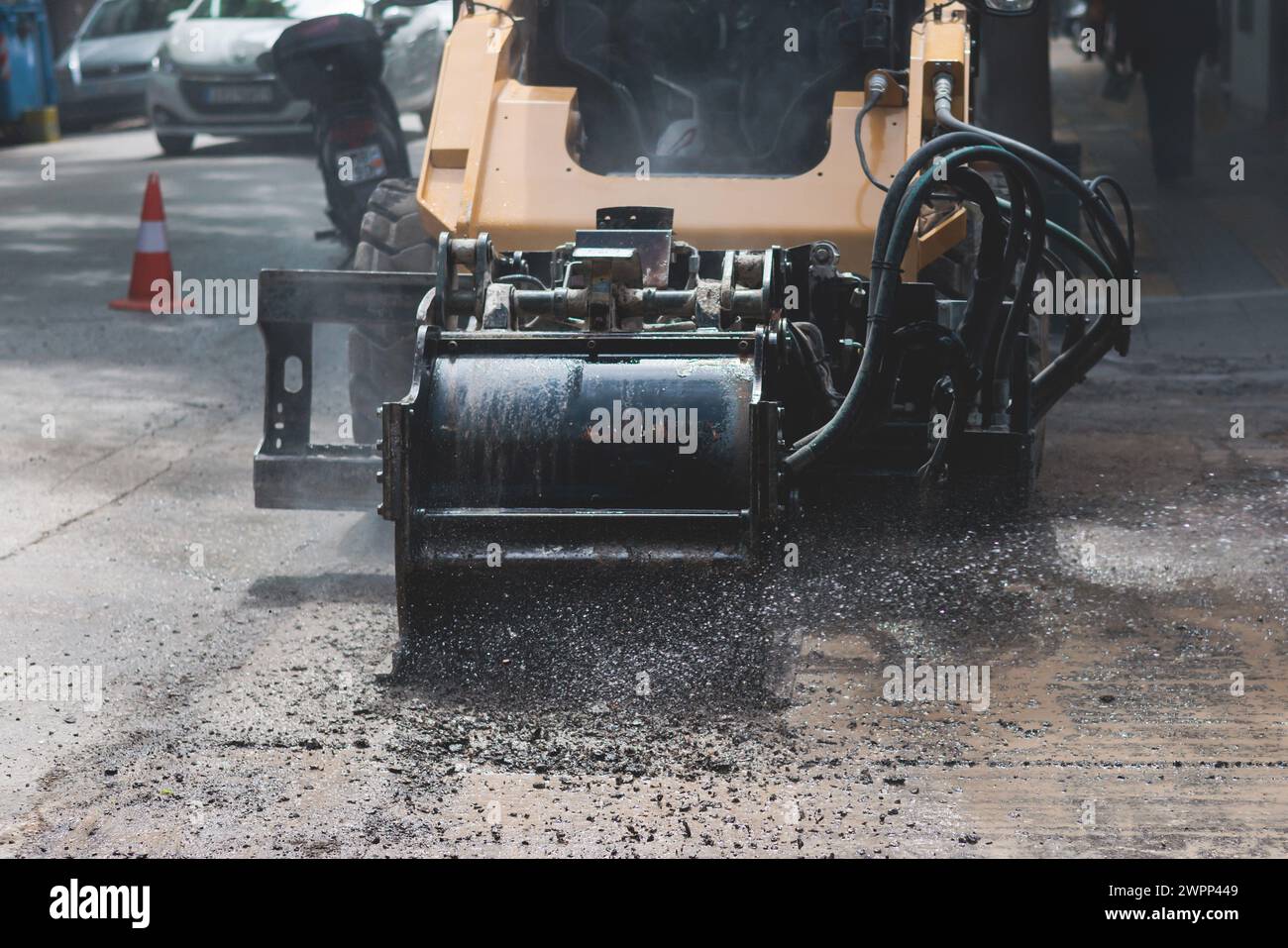 Asphalt material transfer vehicle hi-res stock photography and images ...