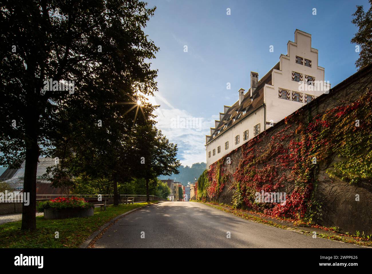 Maria stern castle with old town in wasserburg am inn hi-res stock ...
