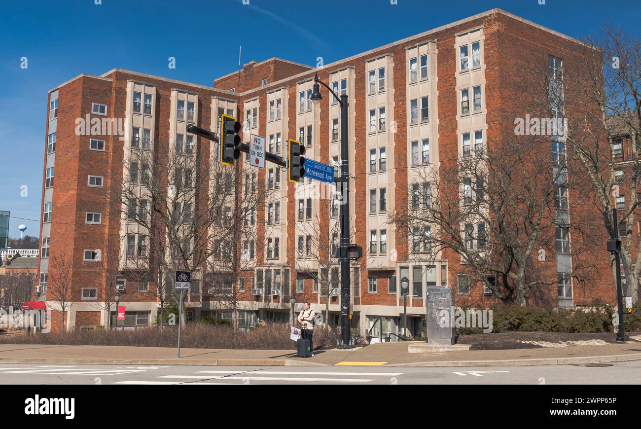 Buildings on the campus of Carnegie Mellon University in Pittsburgh ...