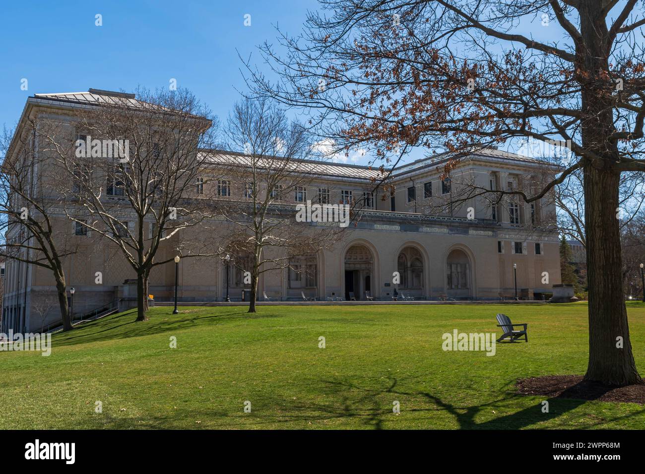 Buildings on the campus of Carnegie Mellon University in Pittsburgh ...