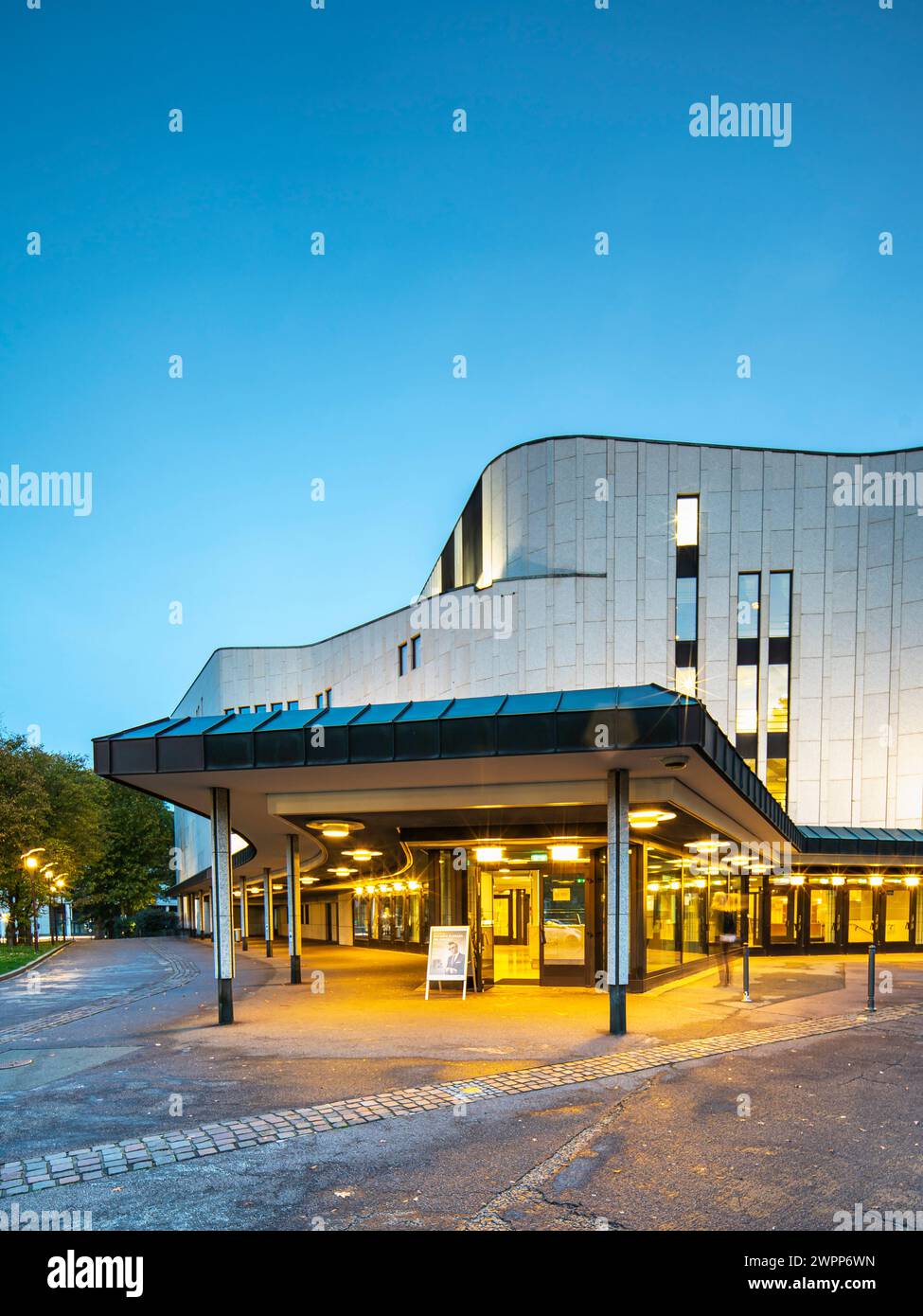 Essen theatre aalto hi-res stock photography and images - Alamy