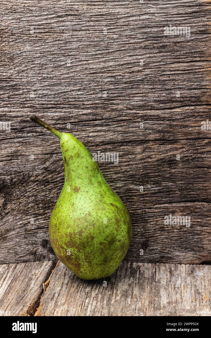 Pear wood hi-res stock photography and images - Alamy