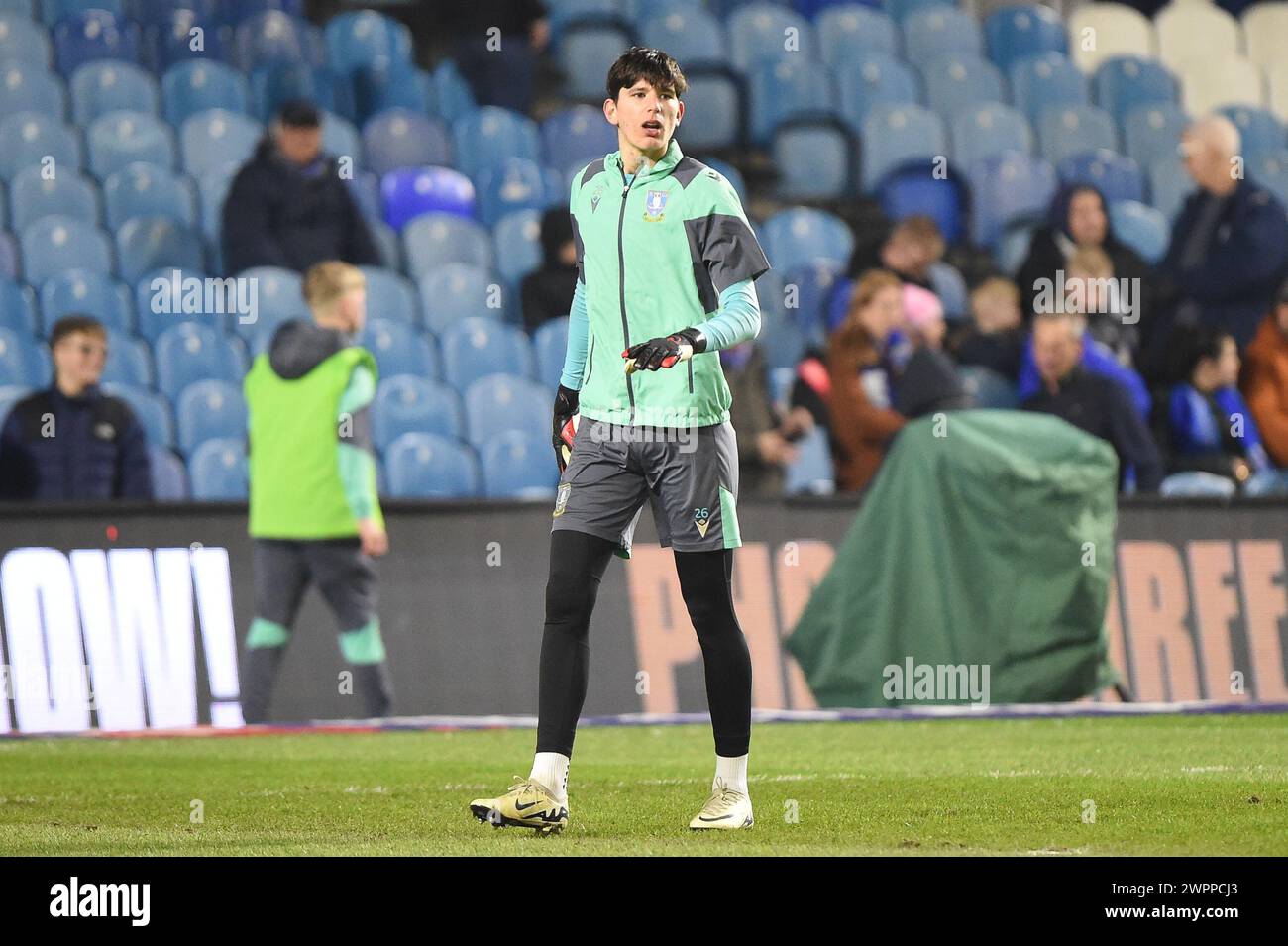 James Beadle of Sheffield Wednesday during the warm up before ahead of ...