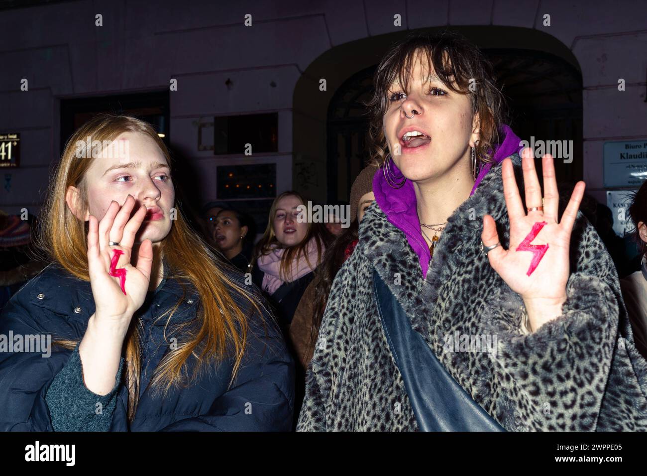 Protest in defense of the availability of emergency contraception in ...