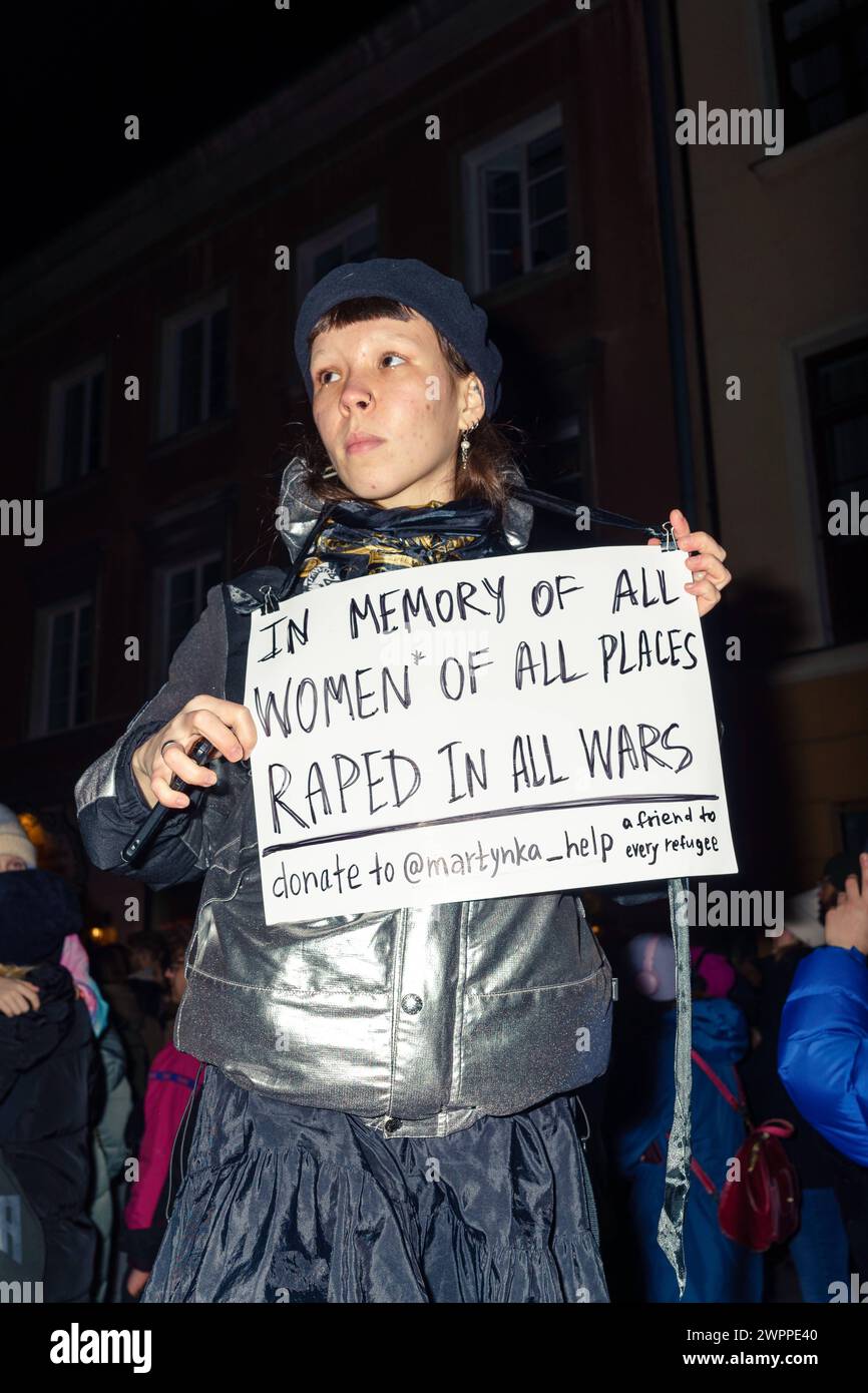 Protest in defense of the availability of emergency contraception in ...