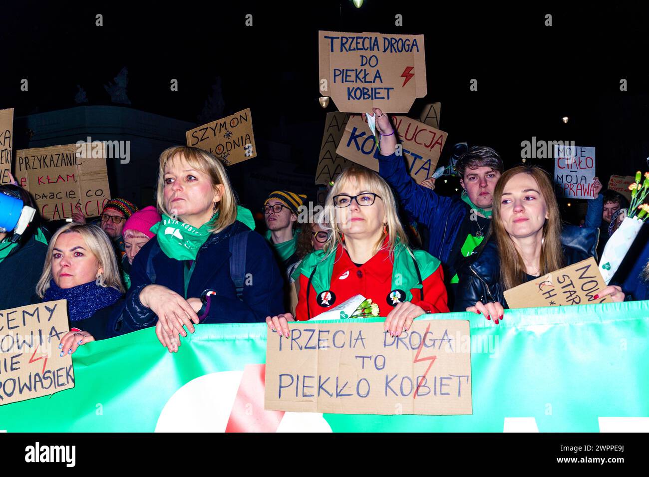 Protest in defense of the availability of emergency contraception in ...
