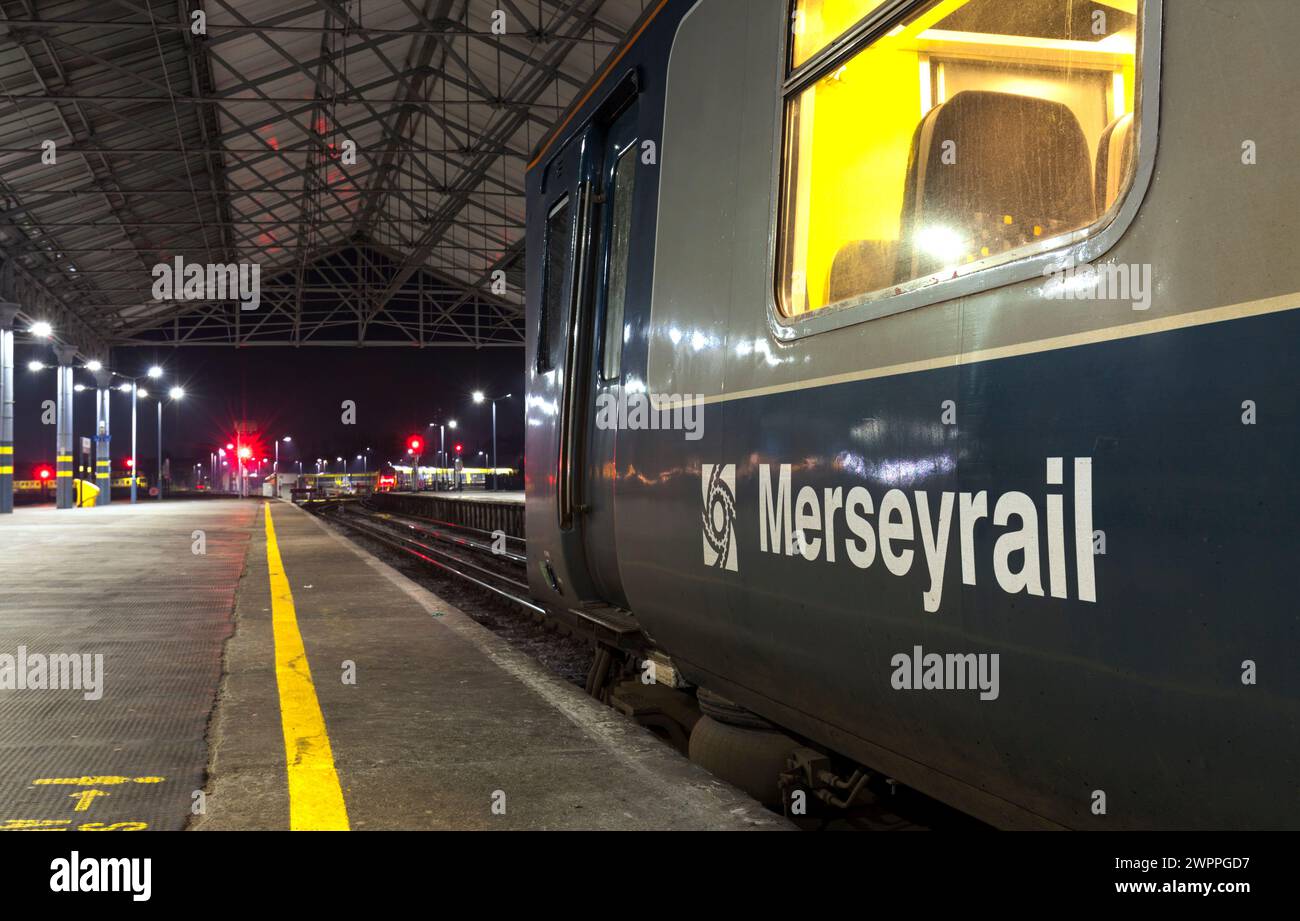 Merseyrail electrics retro blue and grey livery class 507 third rail ...