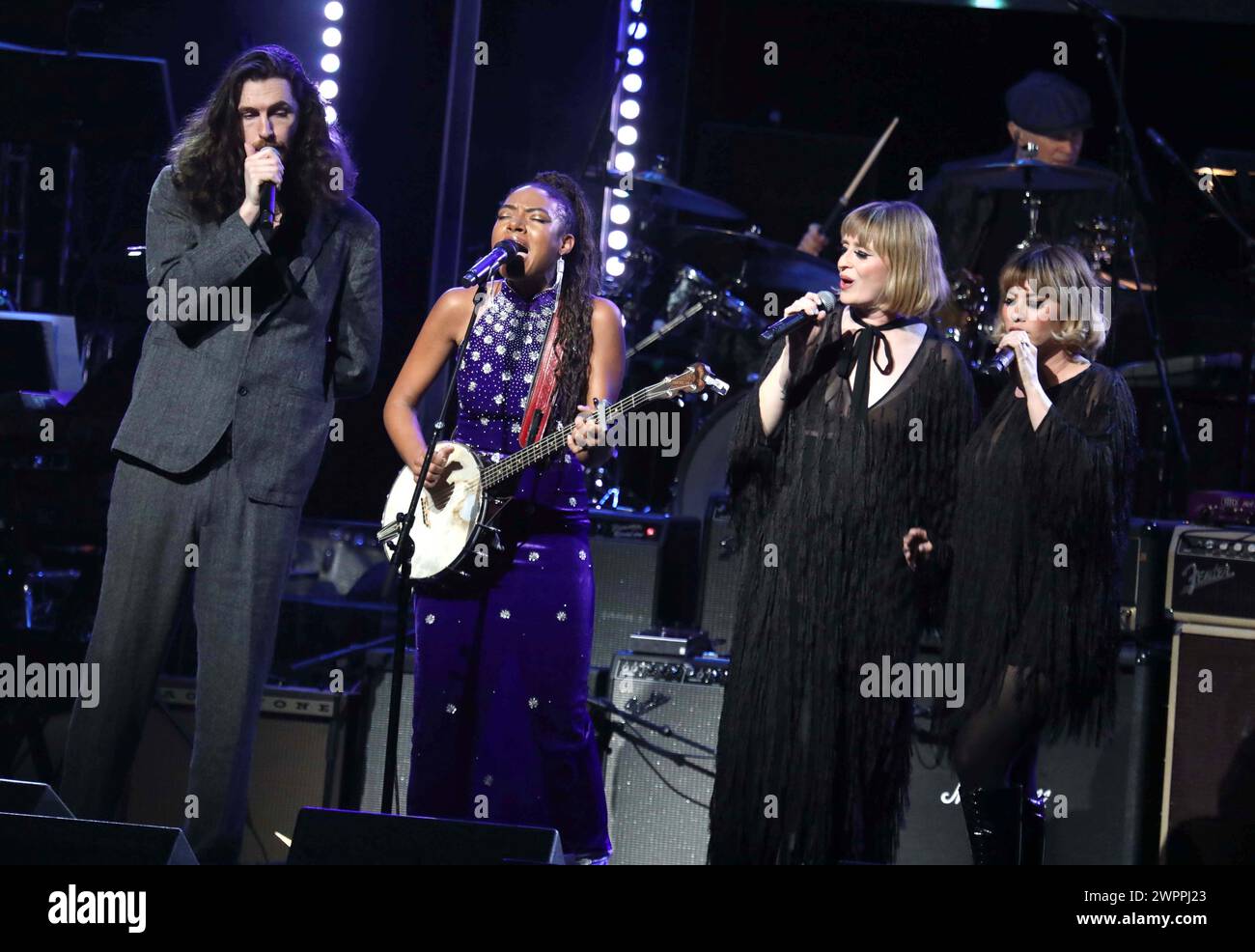 Allison wolfe hi-res stock photography and images - Alamy