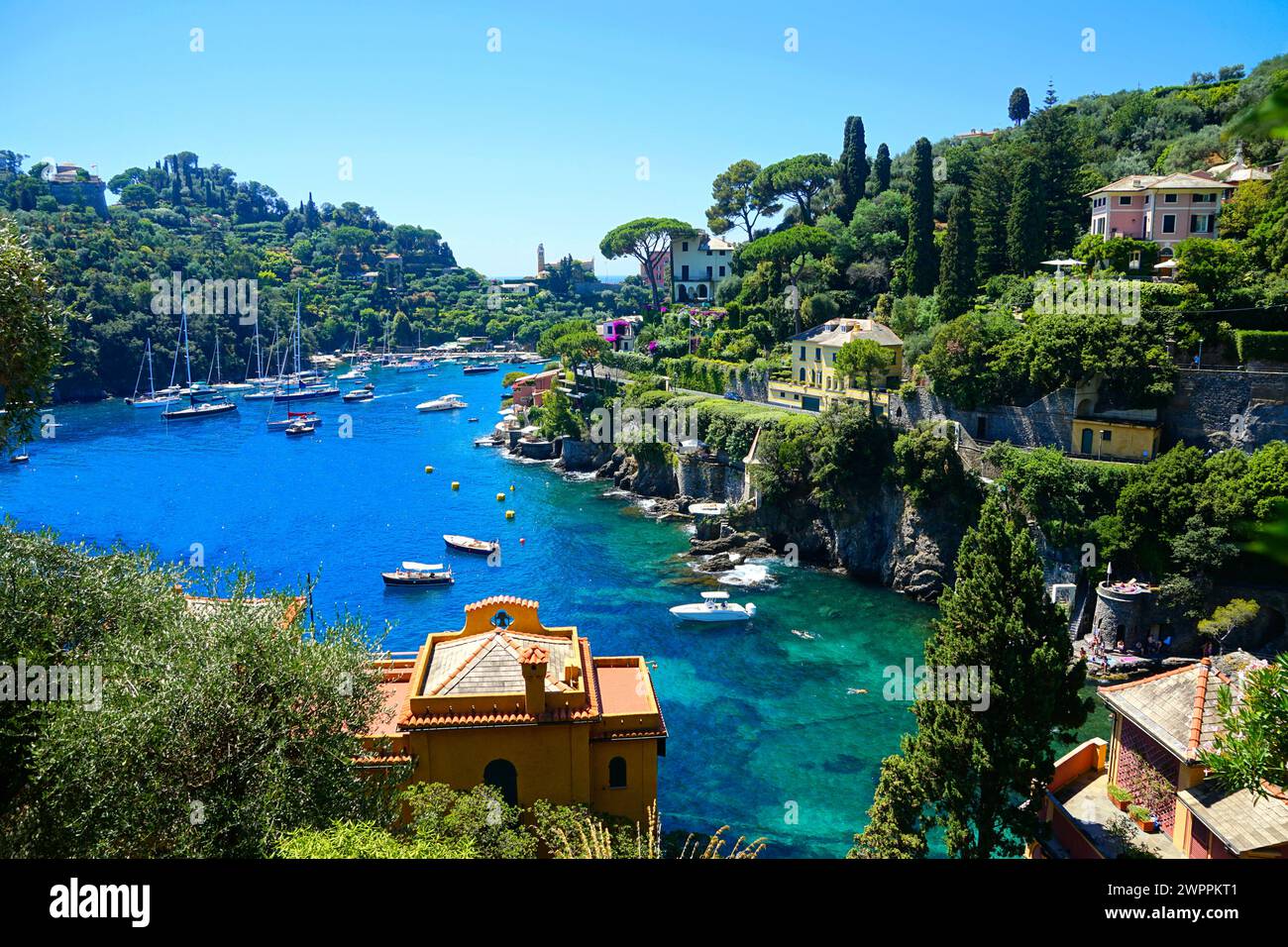 Portofino italy scenic cove hi-res stock photography and images - Alamy